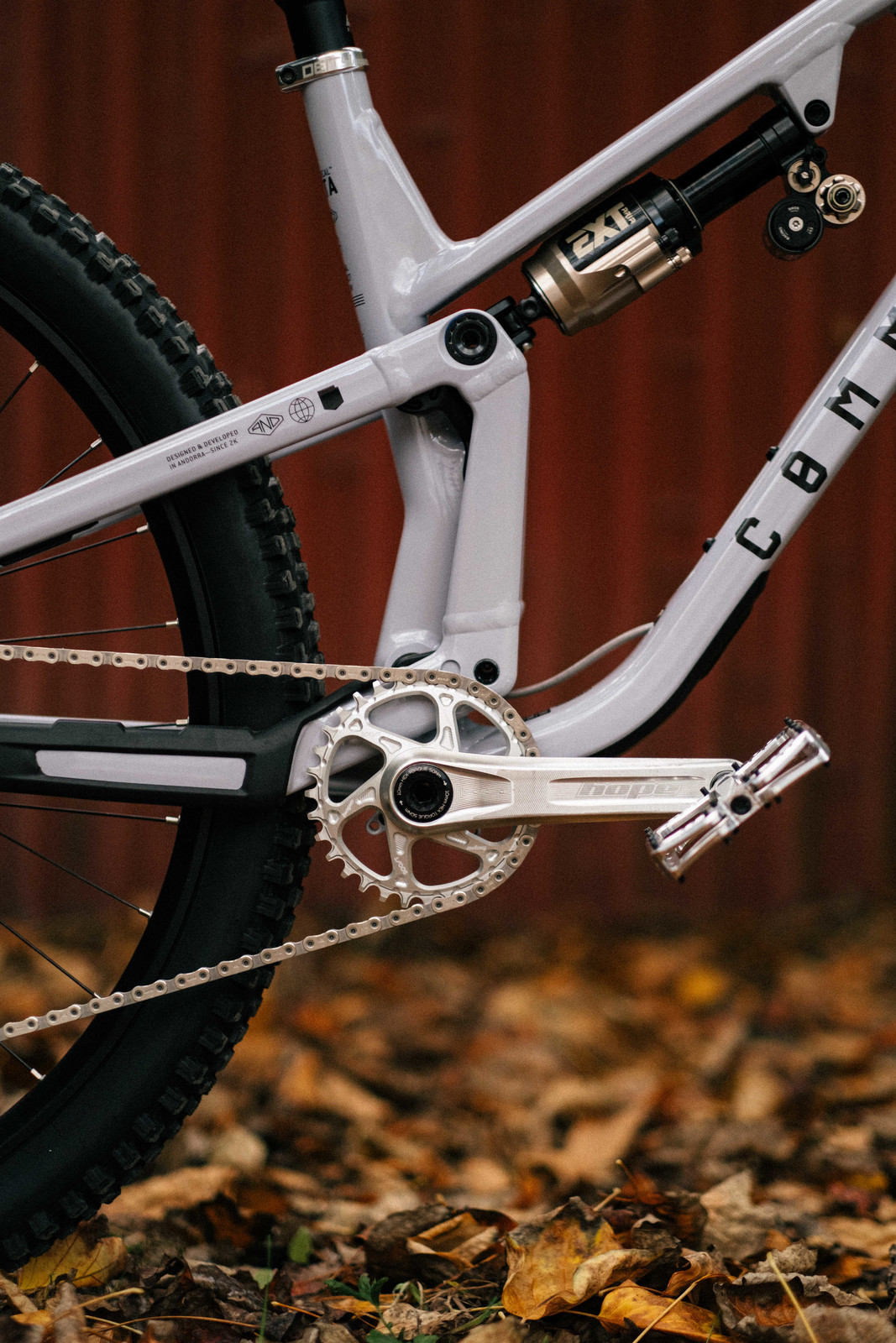 Commencal Meta V5 Custom Build - FDF Bike Shop's Bike Check - Vital MTB