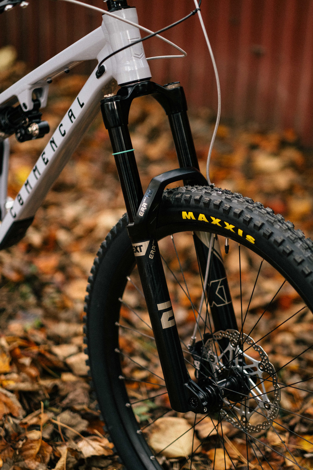 Commencal Meta V5 Custom Build - FDF Bike Shop's Bike Check - Vital MTB