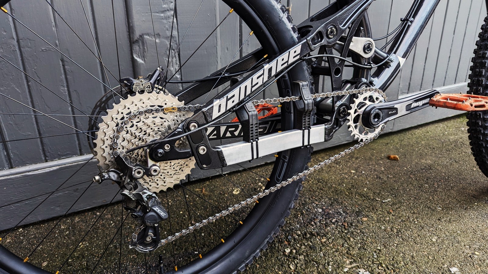 Banshee Darkside Grom (Custom) - Ricky_Bonnell's Bike Check - Vital MTB