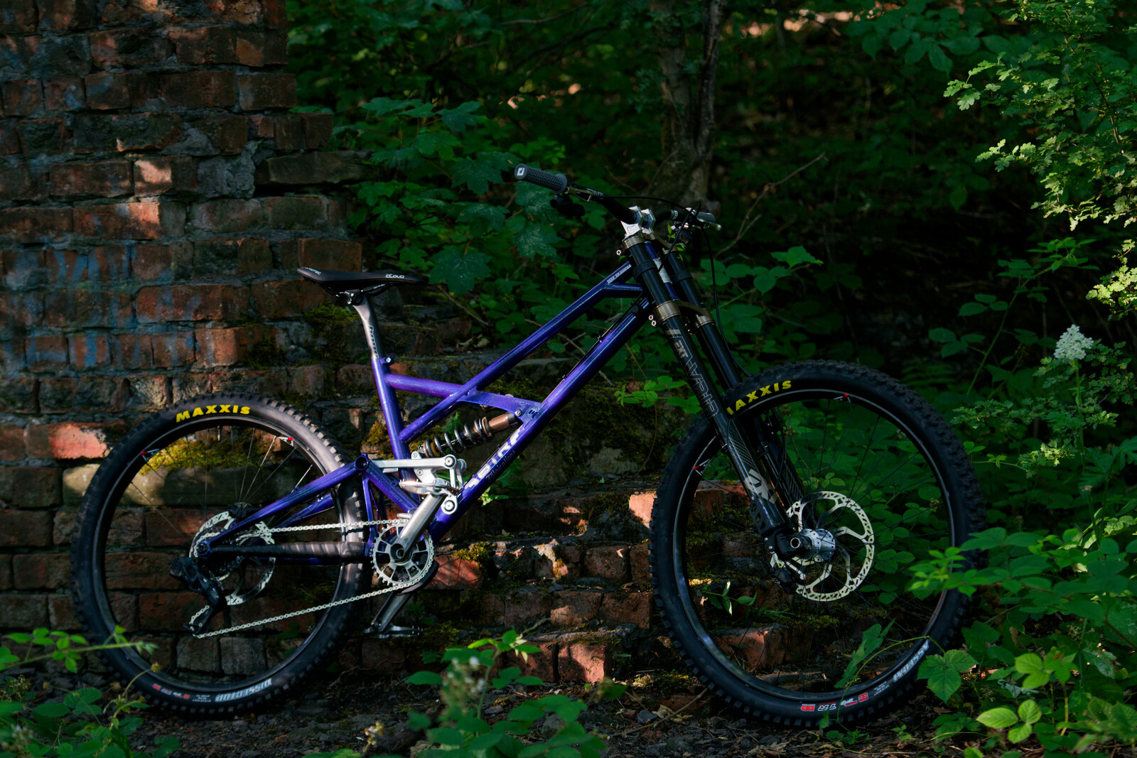 BTR Gasser - Tom Howard's Bike Check - Vital MTB