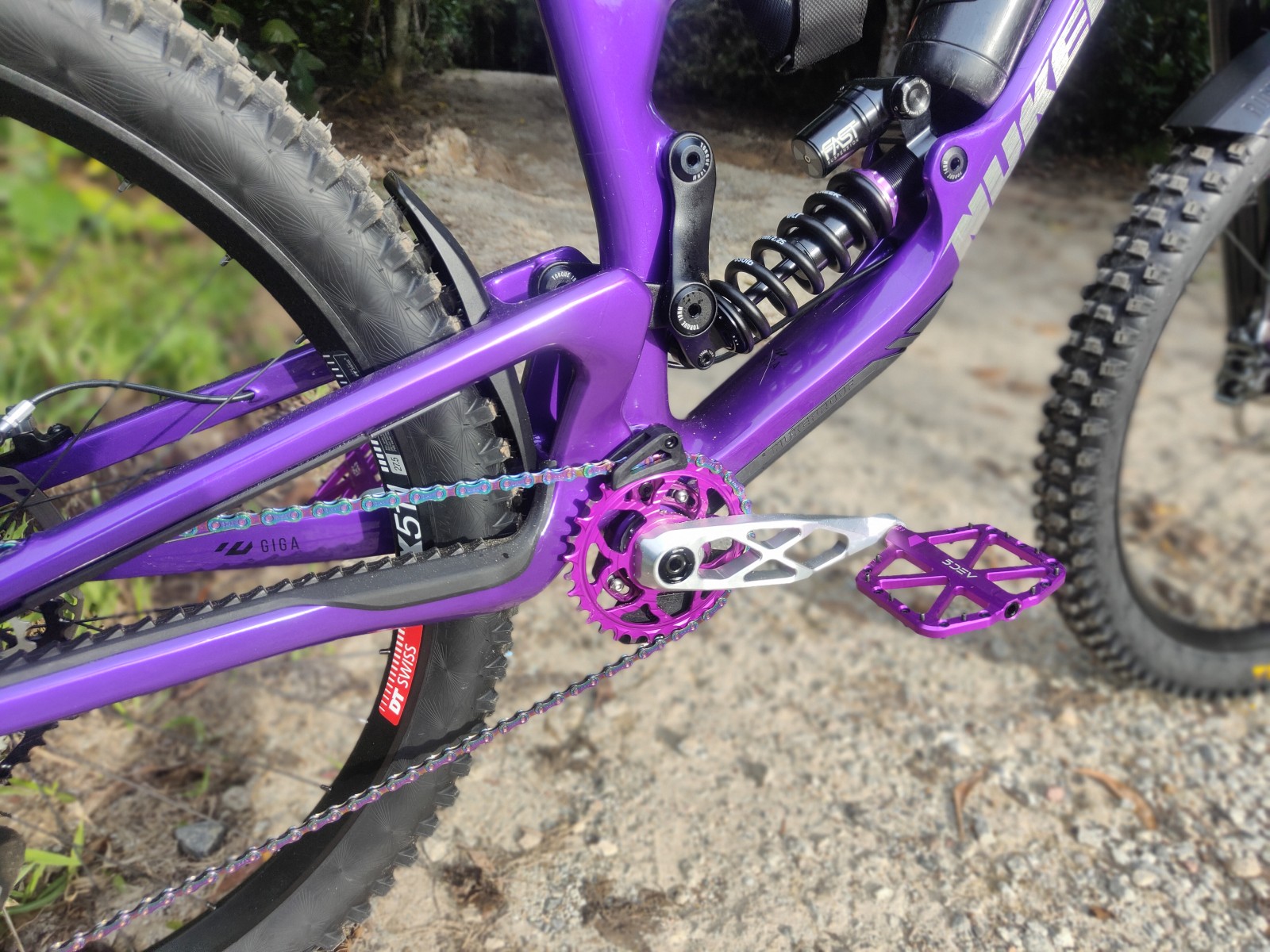 NURPLE - Nukeproof Giga 297 - DimebagDharma's Bike Check - Vital MTB