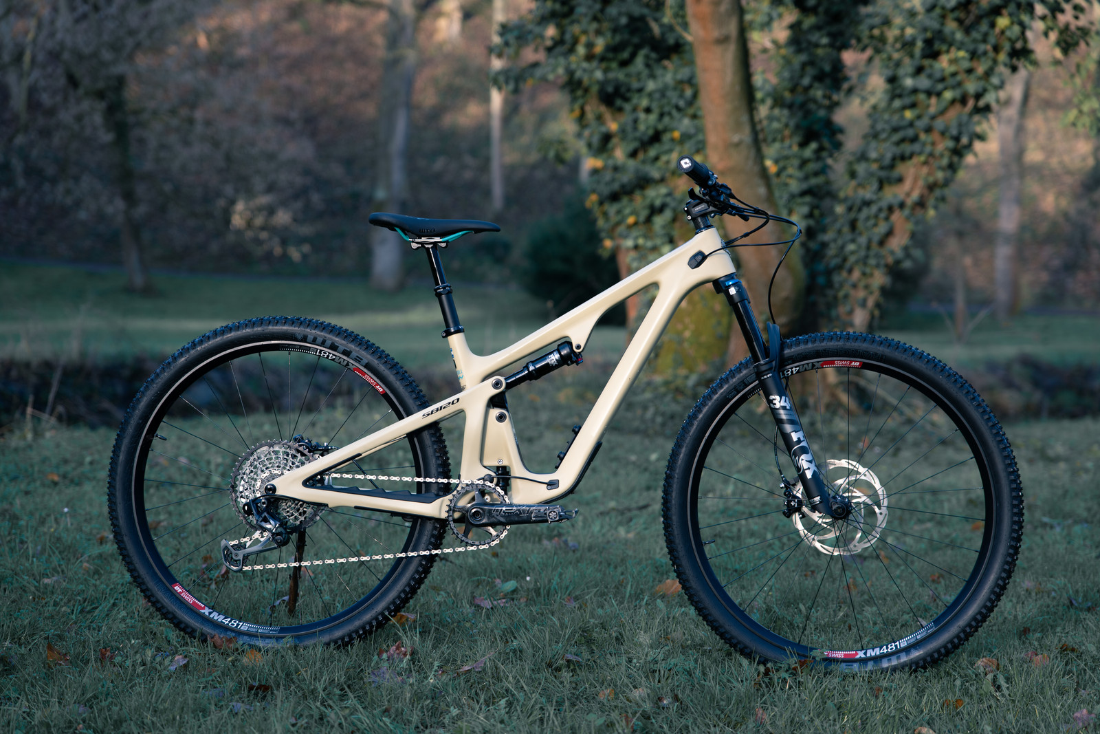 Yeti SB120 WonderFull Edition - Adam_Homolka's Bike Check - Vital MTB