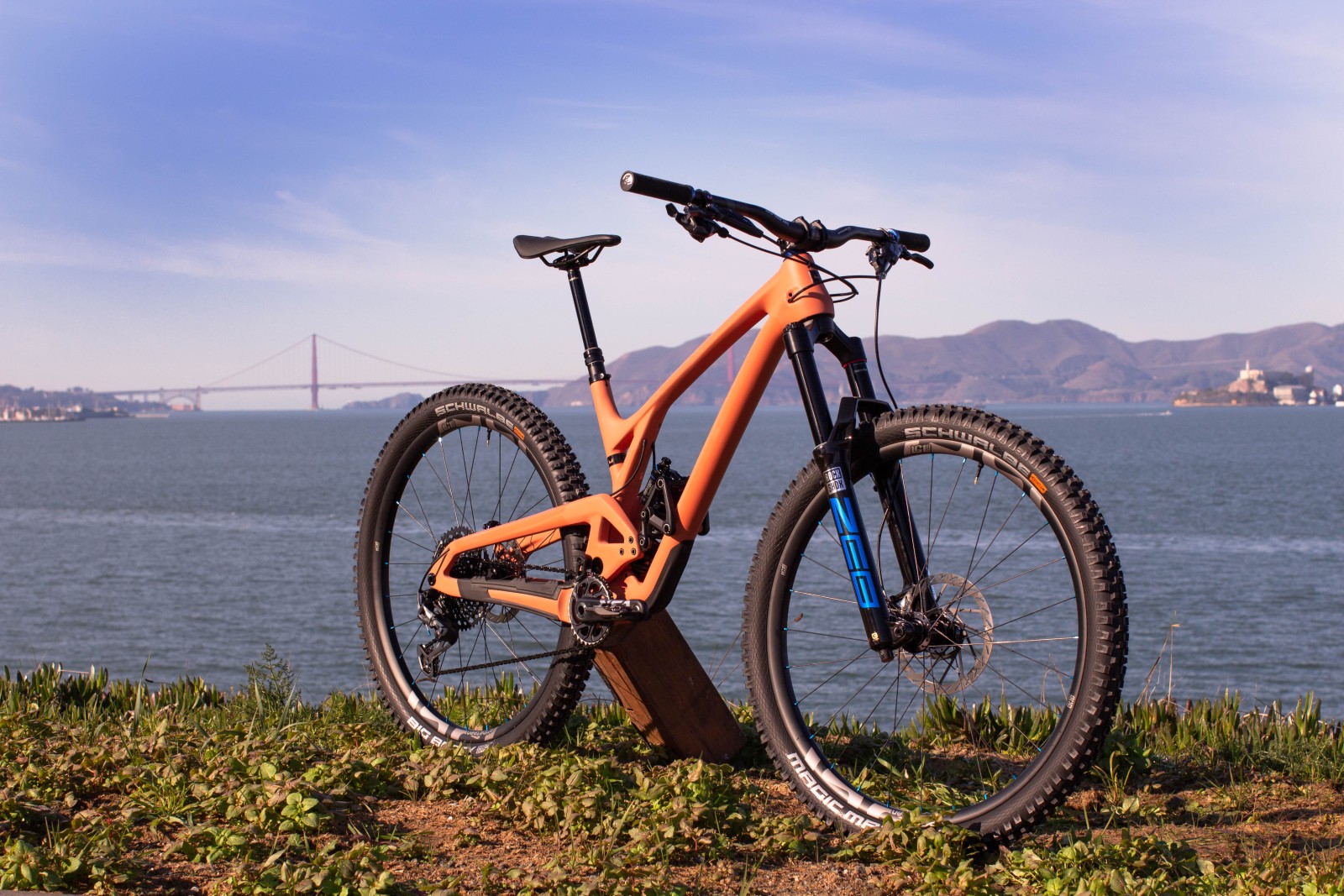 Evil Wreckoning LS - Jake Otsuka's Bike Check - Vital MTB