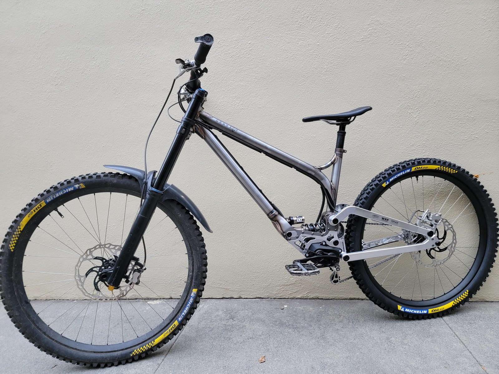 Trinity Gravity - charlietelesco's Bike Check - Vital MTB