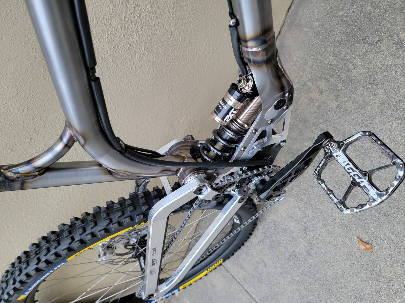 Trinity Gravity - charlietelesco's Bike Check - Vital MTB