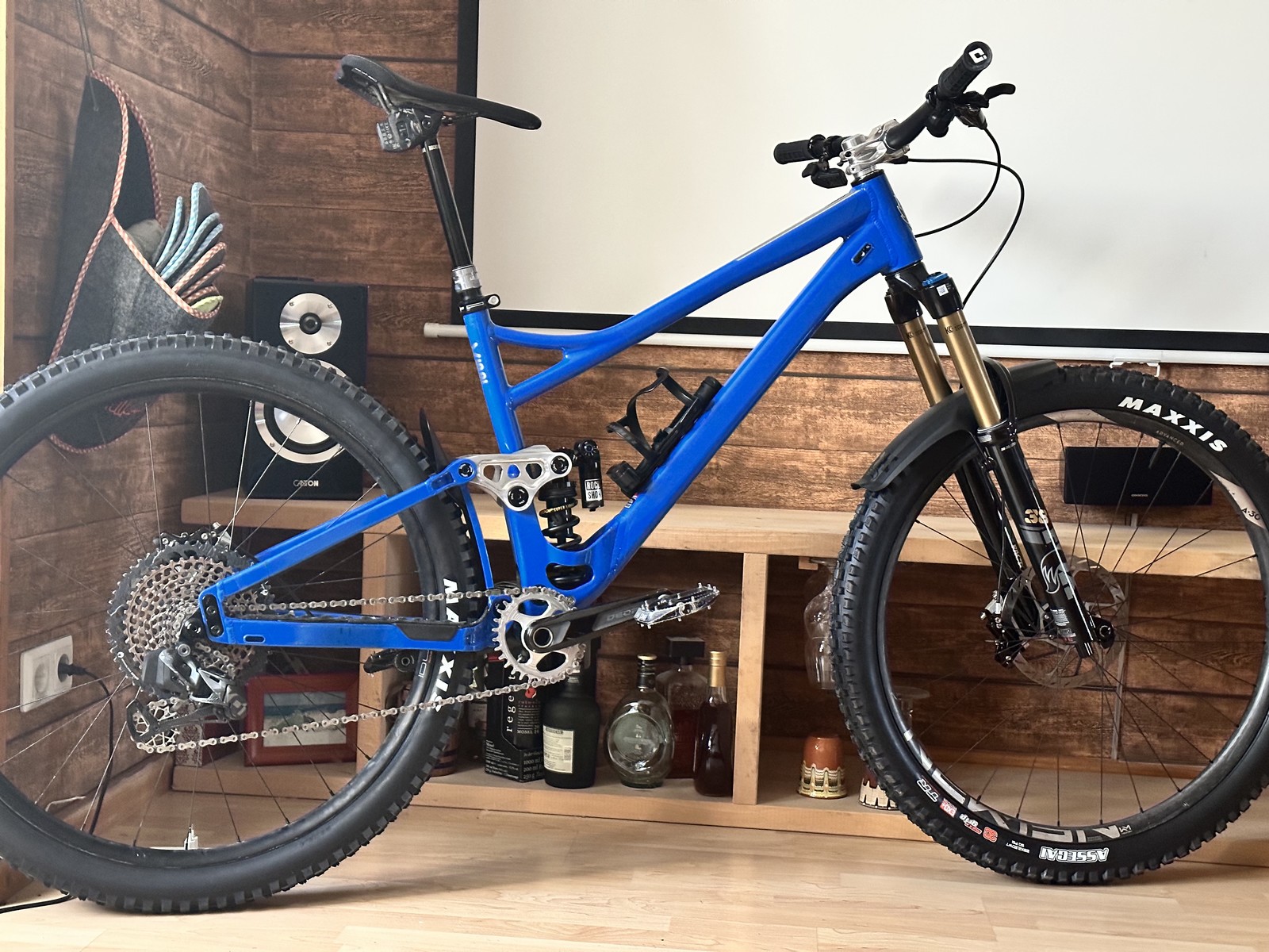 Banshee Prime V3 - b.ay's Bike Check - Vital MTB