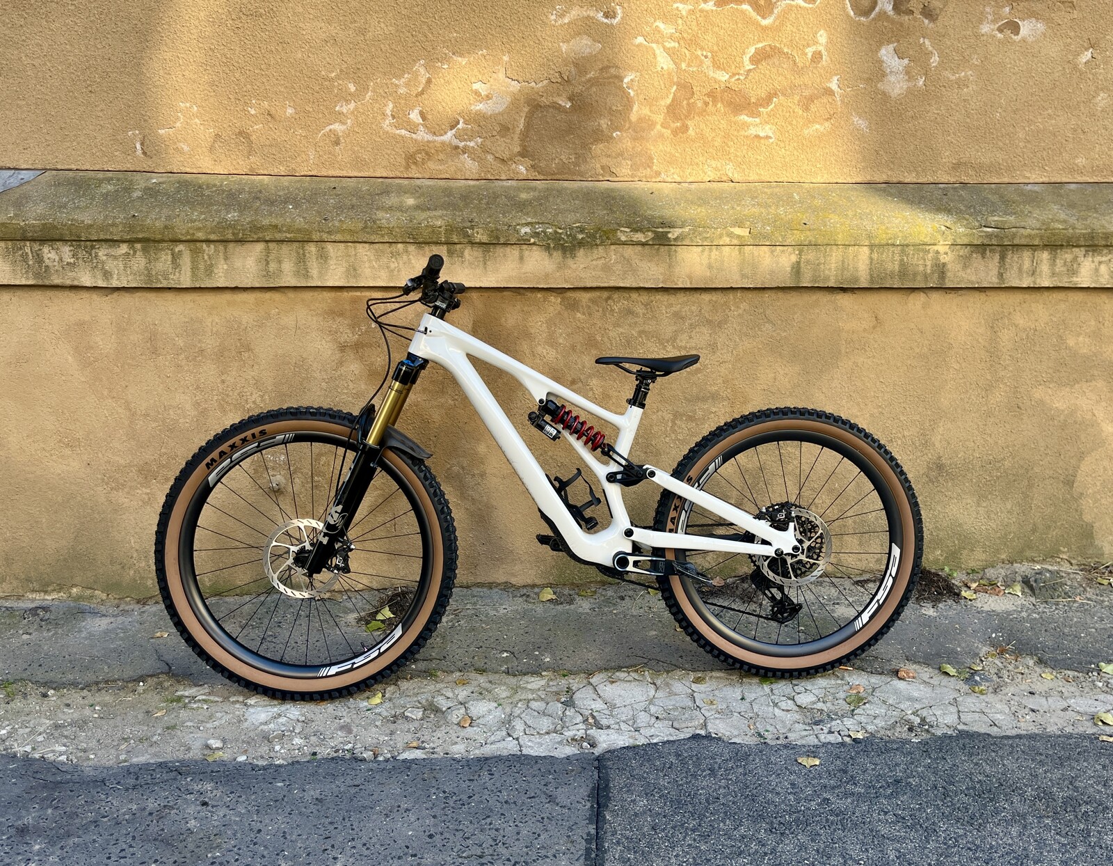 Stumpjumper Evo Mullet - VinciProjekt's Bike Check - Vital MTB