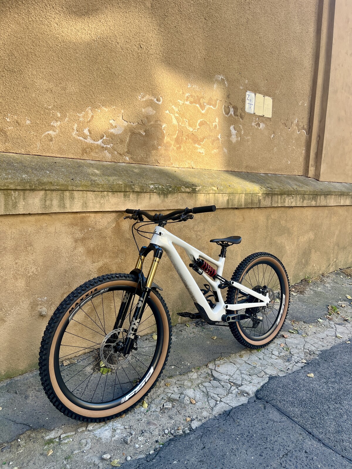 Stumpjumper Evo Mullet - VinciProjekt's Bike Check - Vital MTB