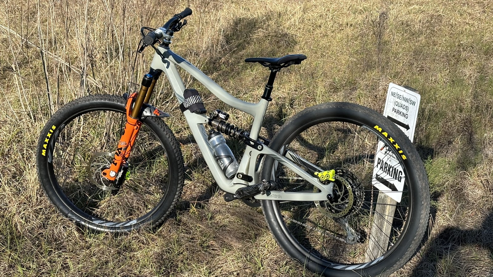 Ibis Ripmo V2 Carbon - kmsafety's Bike Check - Vital MTB