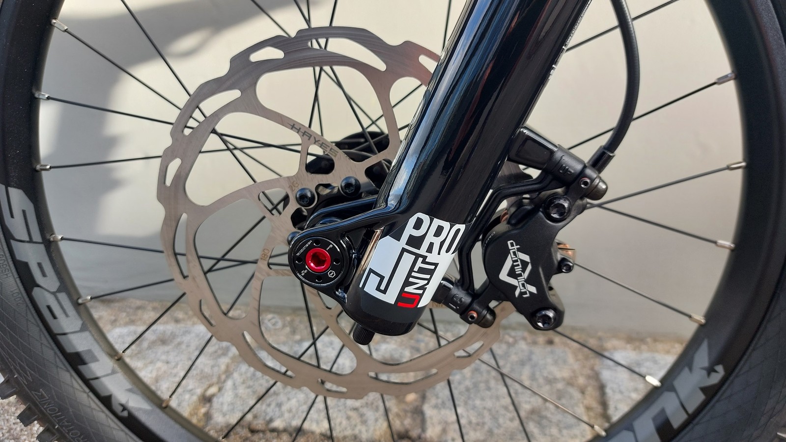 COMMENCAL Clash V2 20" custom - Literide's Bike Check - Vital MTB