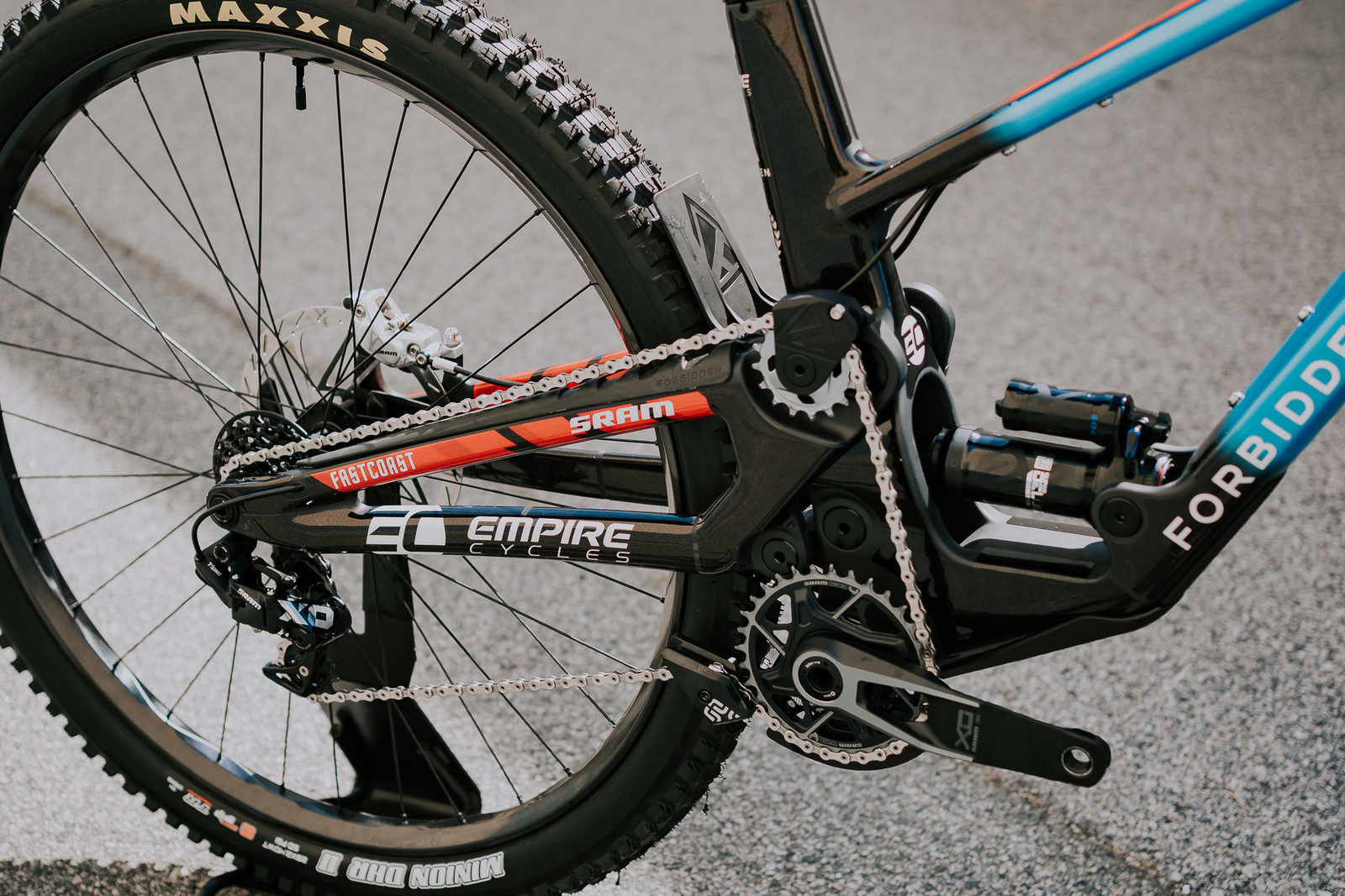 MD PROJECT: Forbidden Dreadnought DH - empirecycles's Bike Check - Vital MTB
