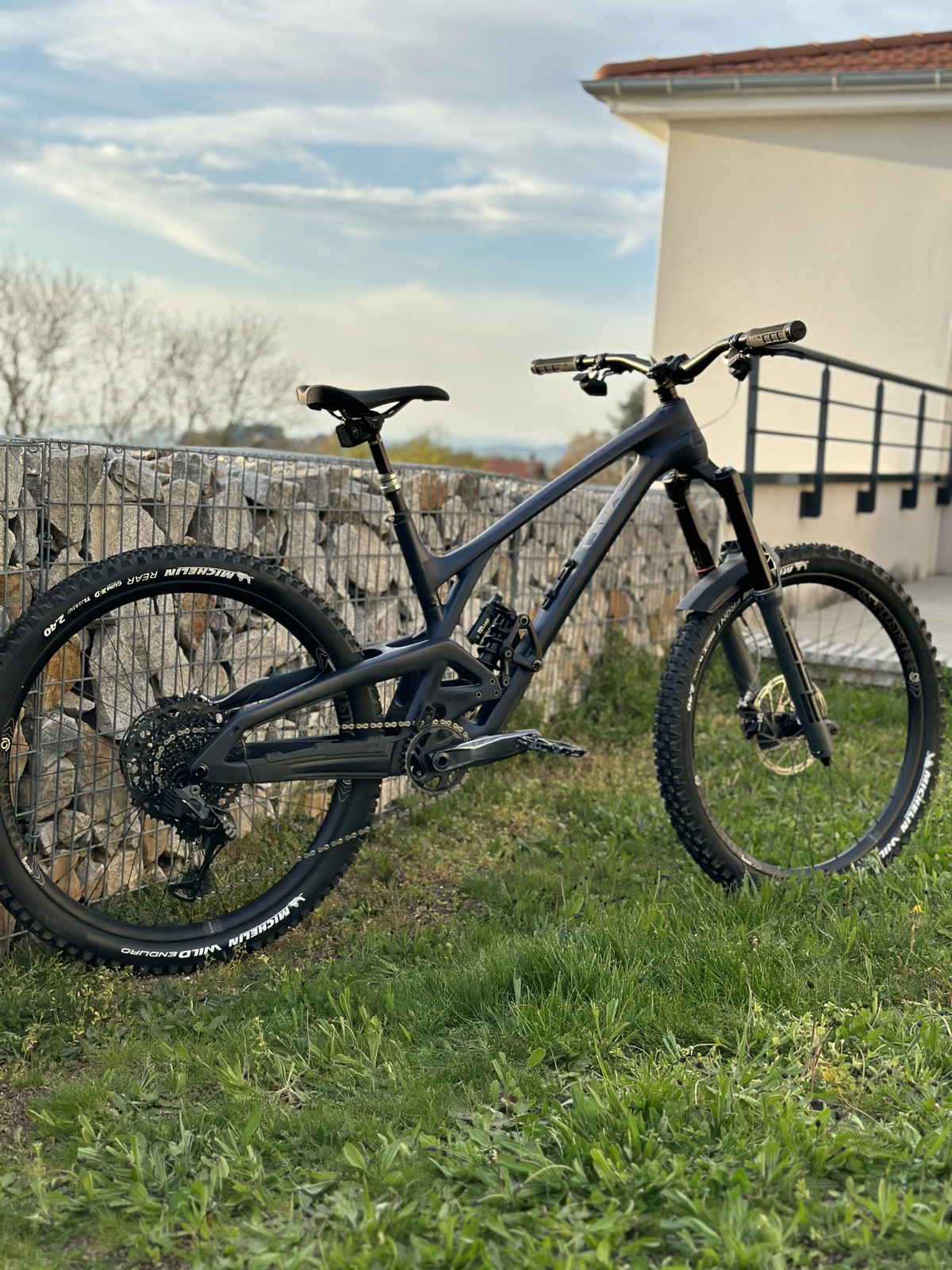 EVIL Insurgent - Emeric_Michon's Bike Check - Vital MTB