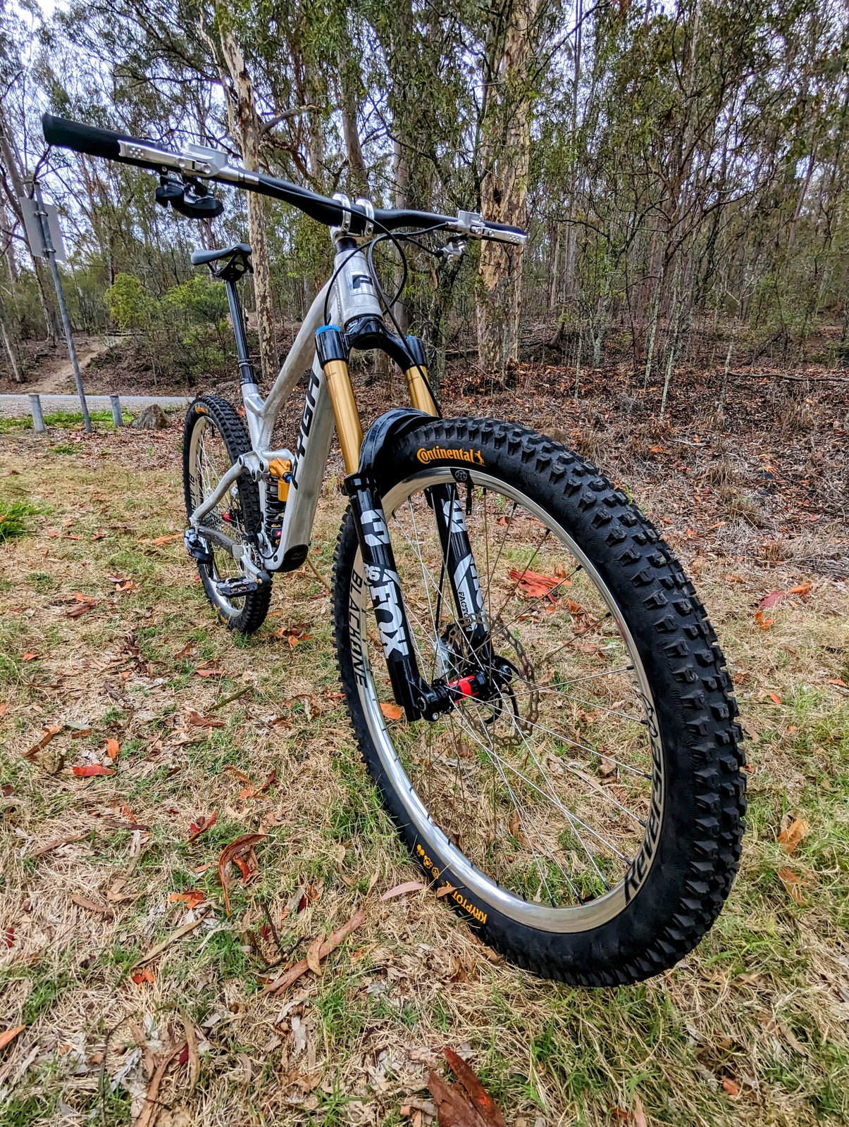 Pyga Hyrax - Bam da Silva's Bike Check - Vital MTB