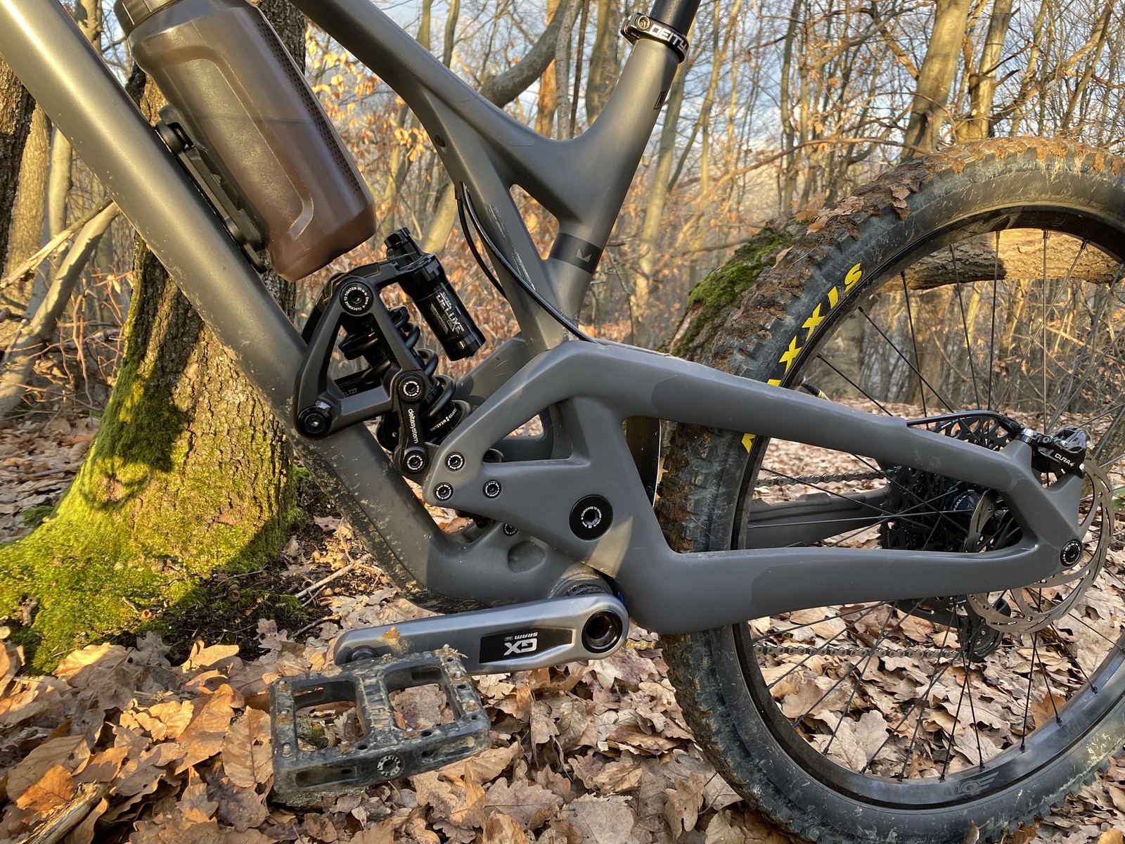 Evil Insurgent V3 - Sly42's Bike Check - Vital MTB