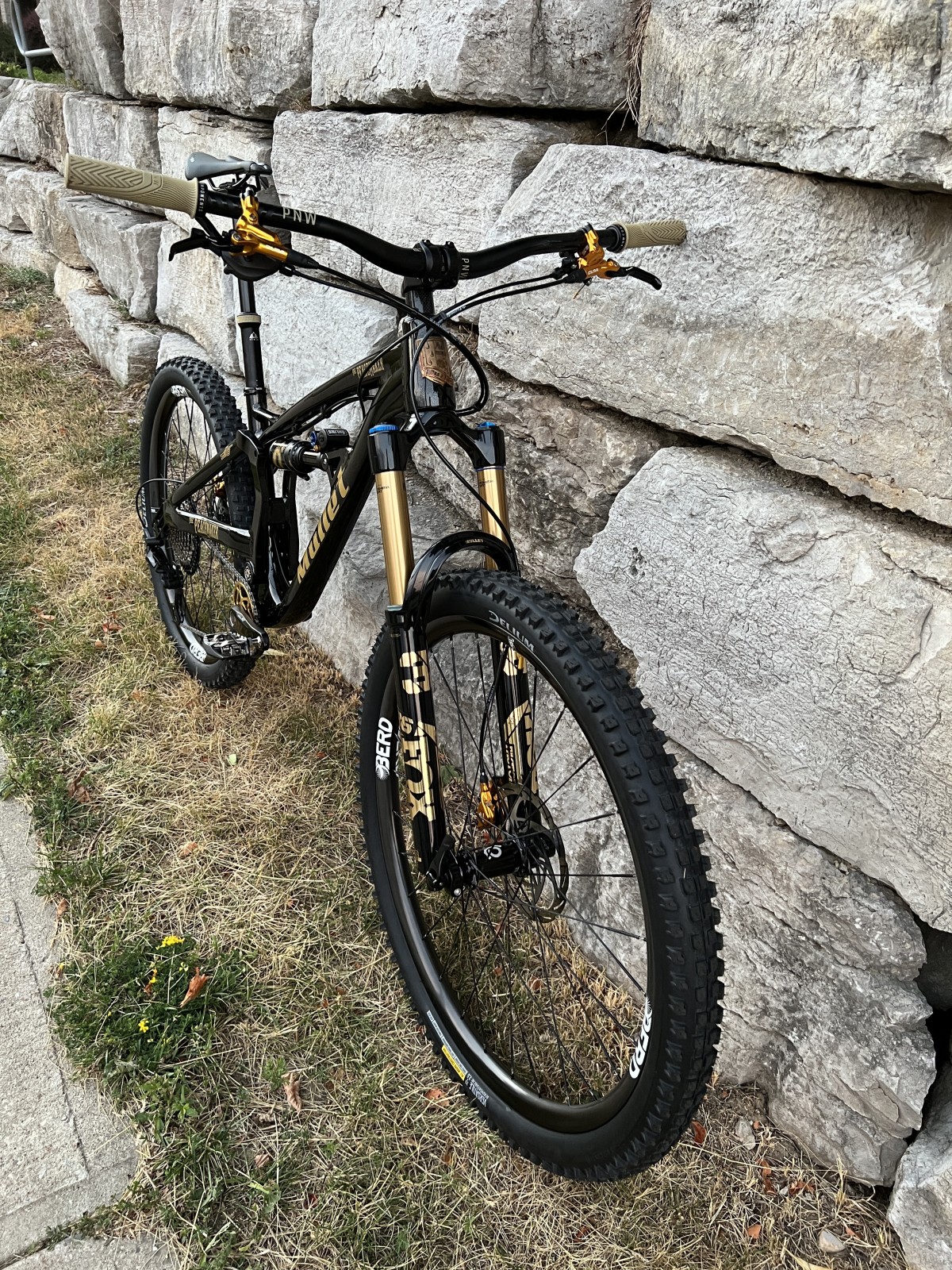 Mullet Cycles The Peacemaker - kopter28's Bike Check - Vital MTB