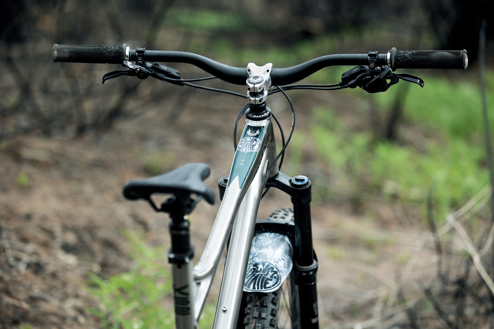 Alex Chay's 2022 Banshee Bikes Spitfire V3.2 - alexchay's Bike Check ...