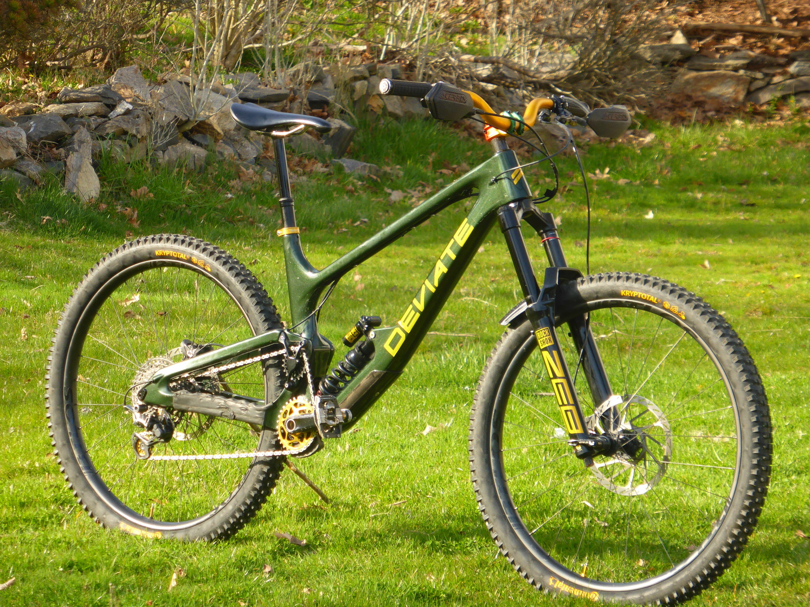 Deviate Claymore - sixfour's Bike Check - Vital MTB