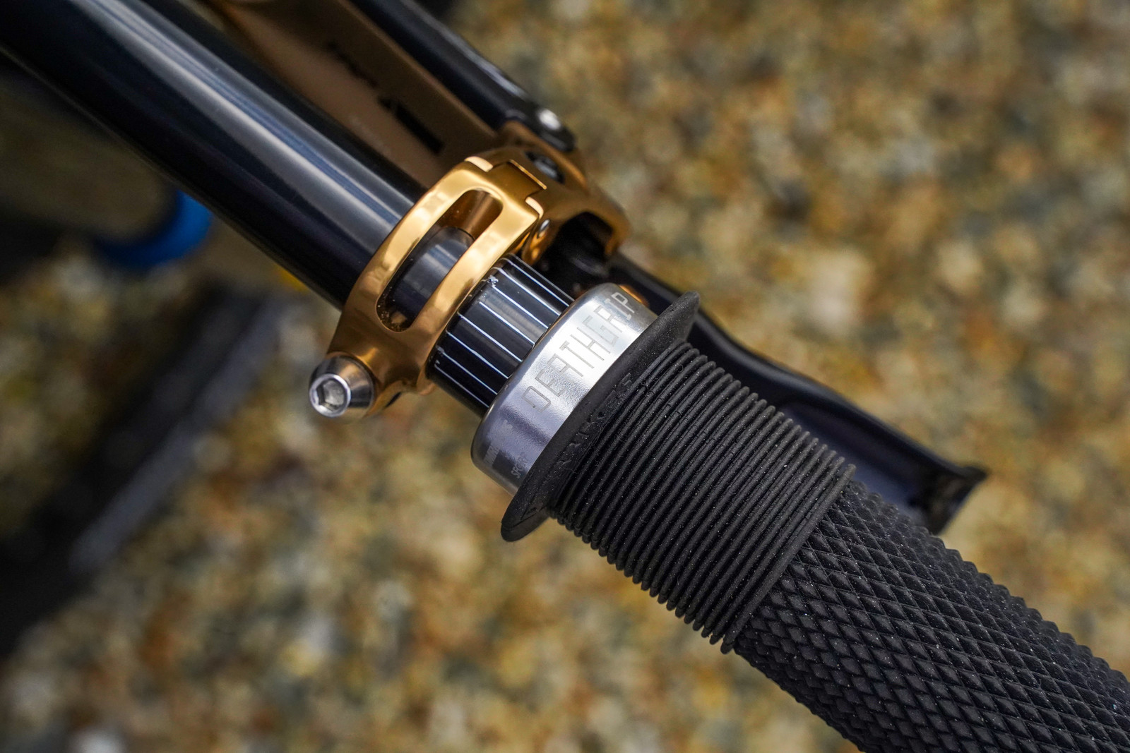 Steve Geall's Tora EVH - dmrbikes's Bike Check - Vital MTB