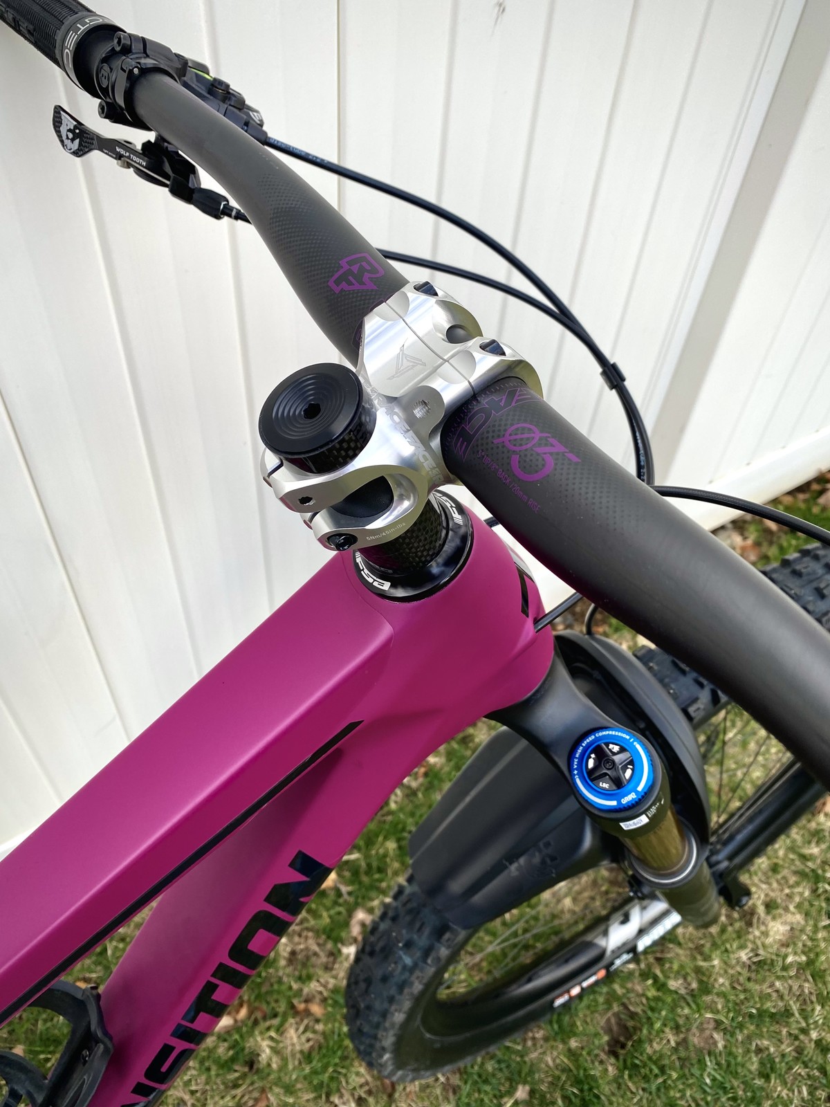 Custom 23 Transition Smuggler - ShaneB's Bike Check - Vital MTB