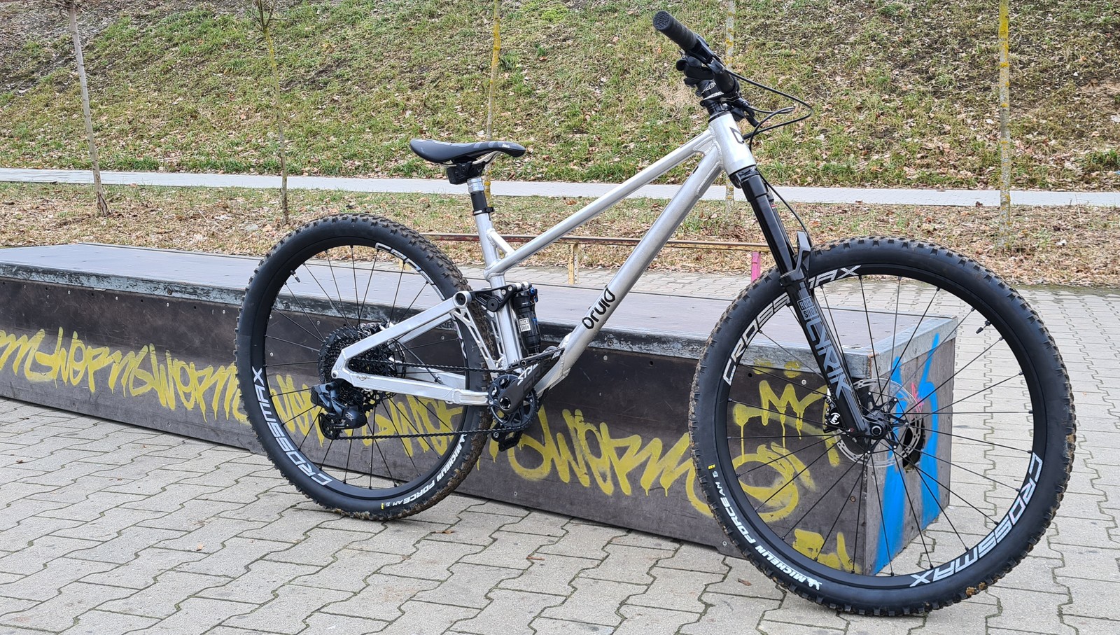 Druid - TheOutriders's Bike Check - Vital MTB