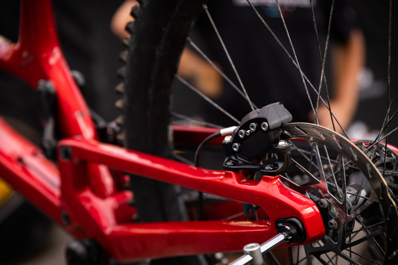 SRAM Prototype caliper (again) - PIT BITS 1 - 2023 Val di Sole World ...