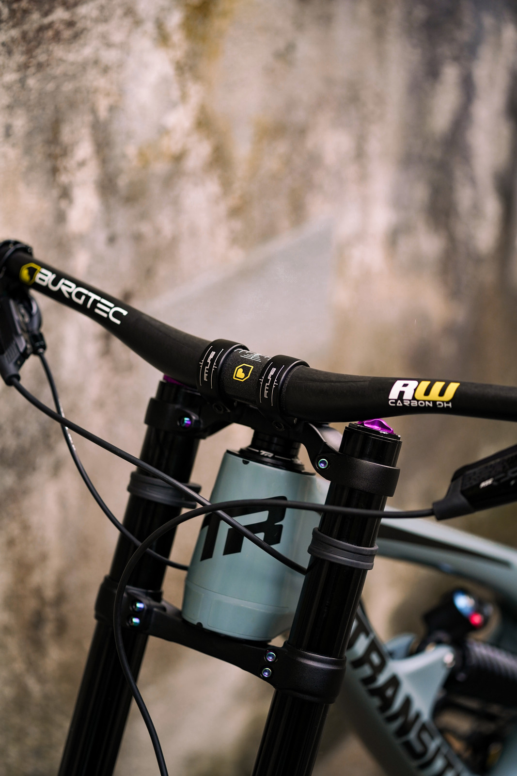 Transition TR11 🫧 Build - Tumbi's Bike Check - Vital MTB