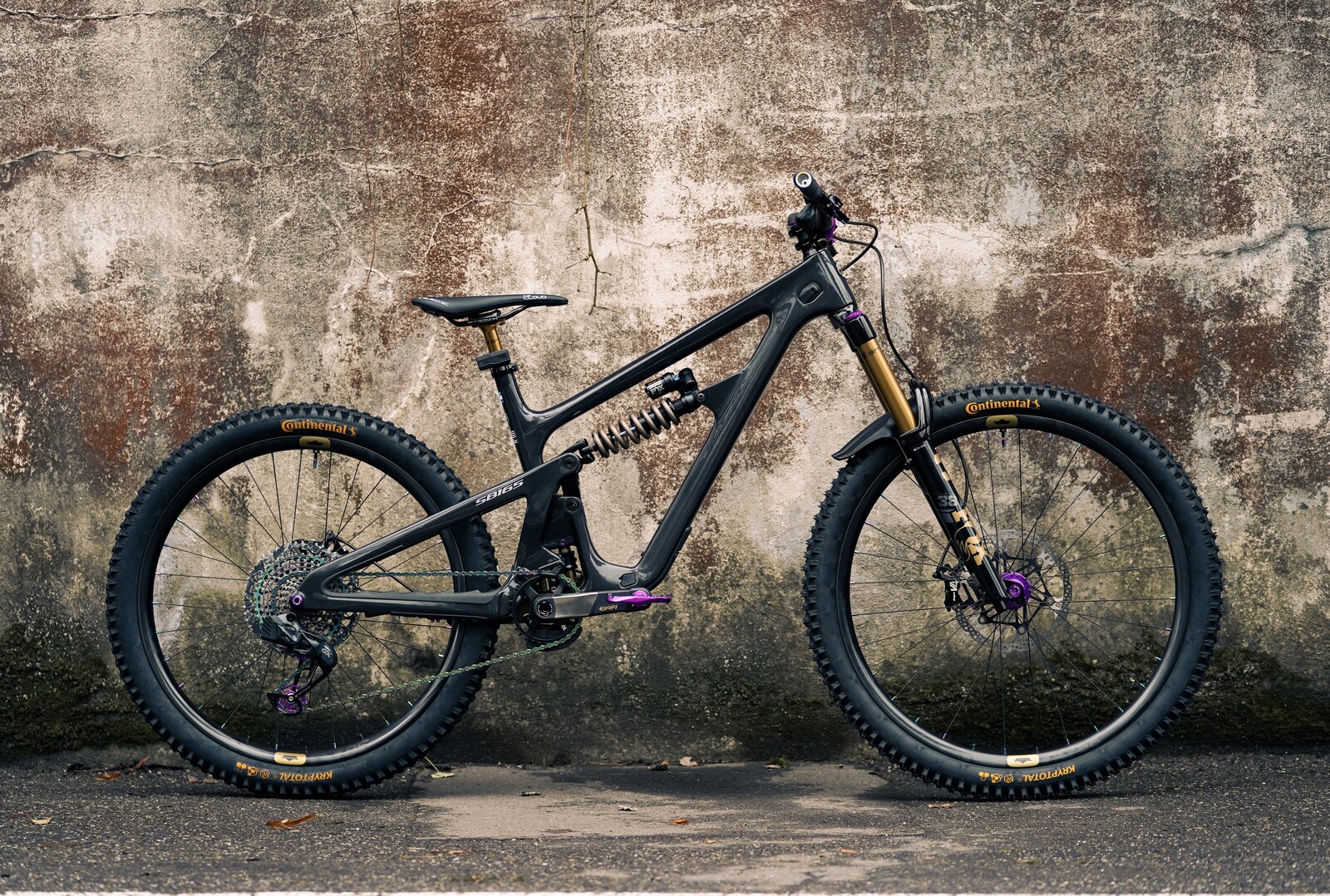 Yeti SB165 🫧 Enduro Build - Tumbi's Bike Check - Vital MTB