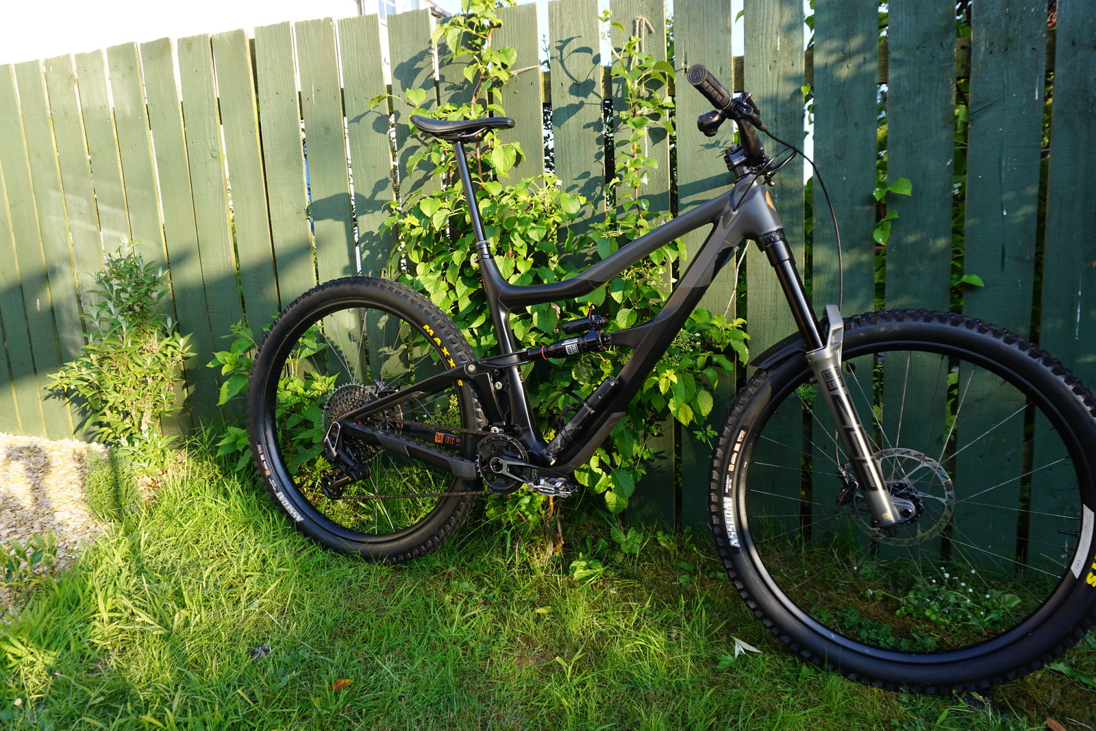 2023 Ibis Ripmo V2S - Daved88's Bike Check - Vital MTB