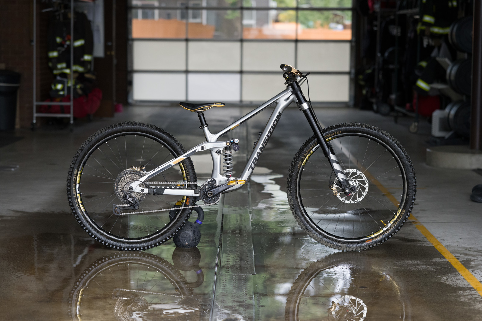 Silver N Gold Spire - coleneves's Bike Check - Vital MTB