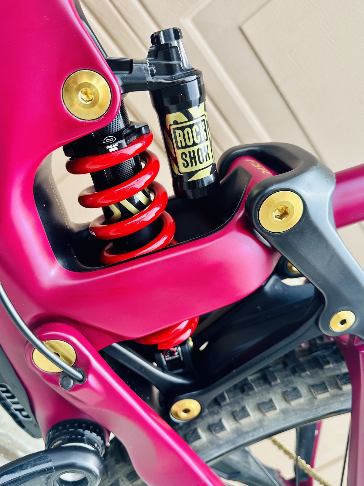 Enduro Ironman Edition - limey's Bike Check - Vital MTB