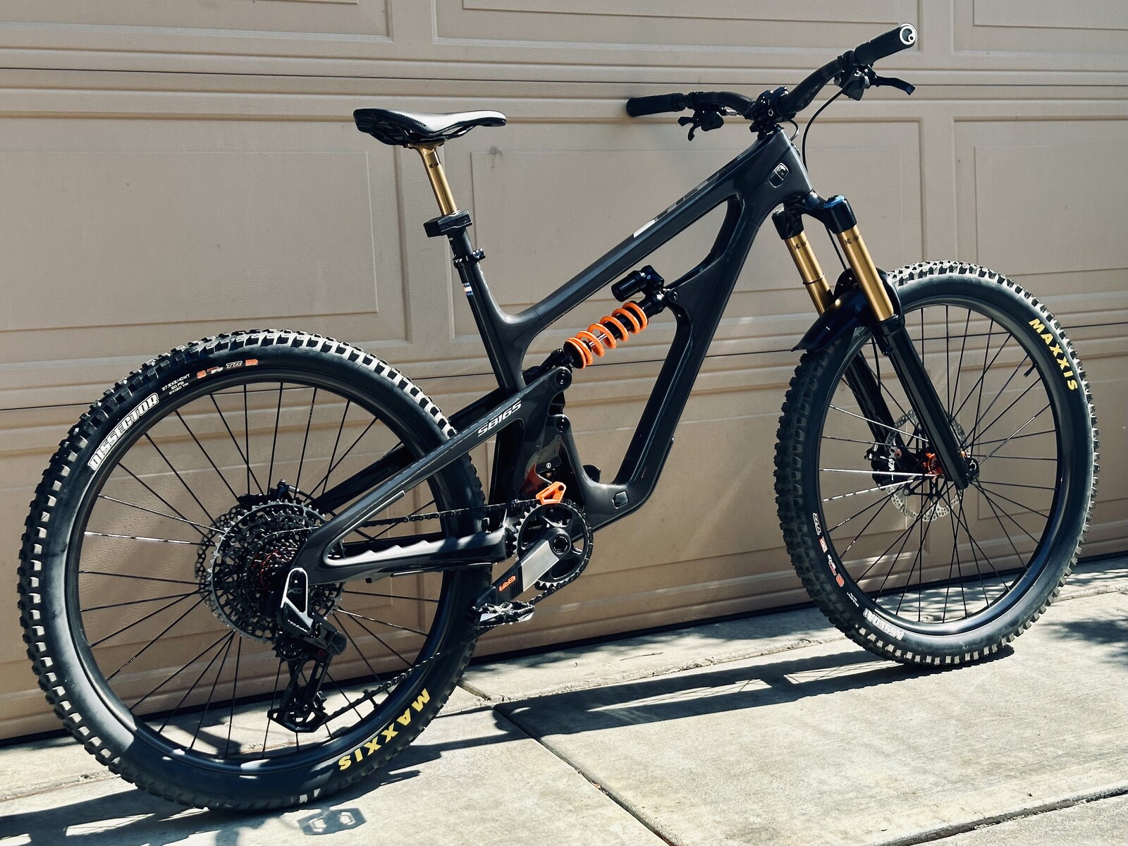 2024 Yeti SB165 - Custom MX Beast - limey's Bike Check - Vital MTB