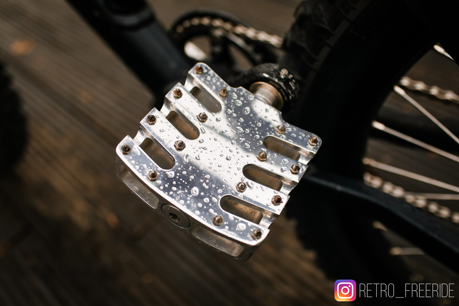 24 Bicycles Po#n King with Marzocchi Shiver DC 2002 - retro_freeride's ...