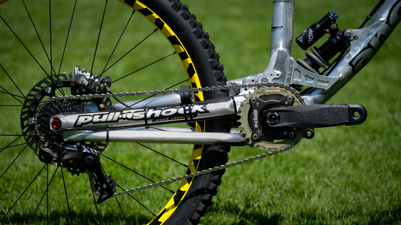 Ancillotti Scarab DH 2024 - NINI Adventure's Bike Check - Vital MTB