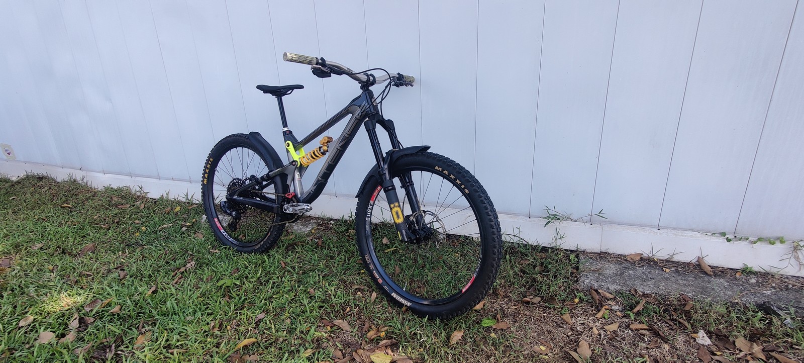 Intense Tracer Factory Elite 275 - pdxpdx's Bike Check - Vital MTB