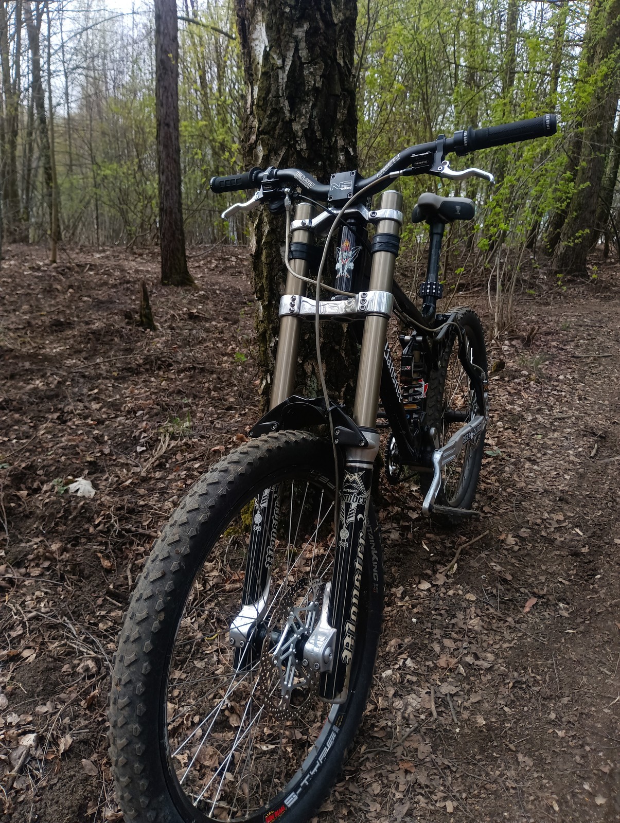 BANSHEE Scream V2 - oskiosa123's Bike Check - Vital MTB