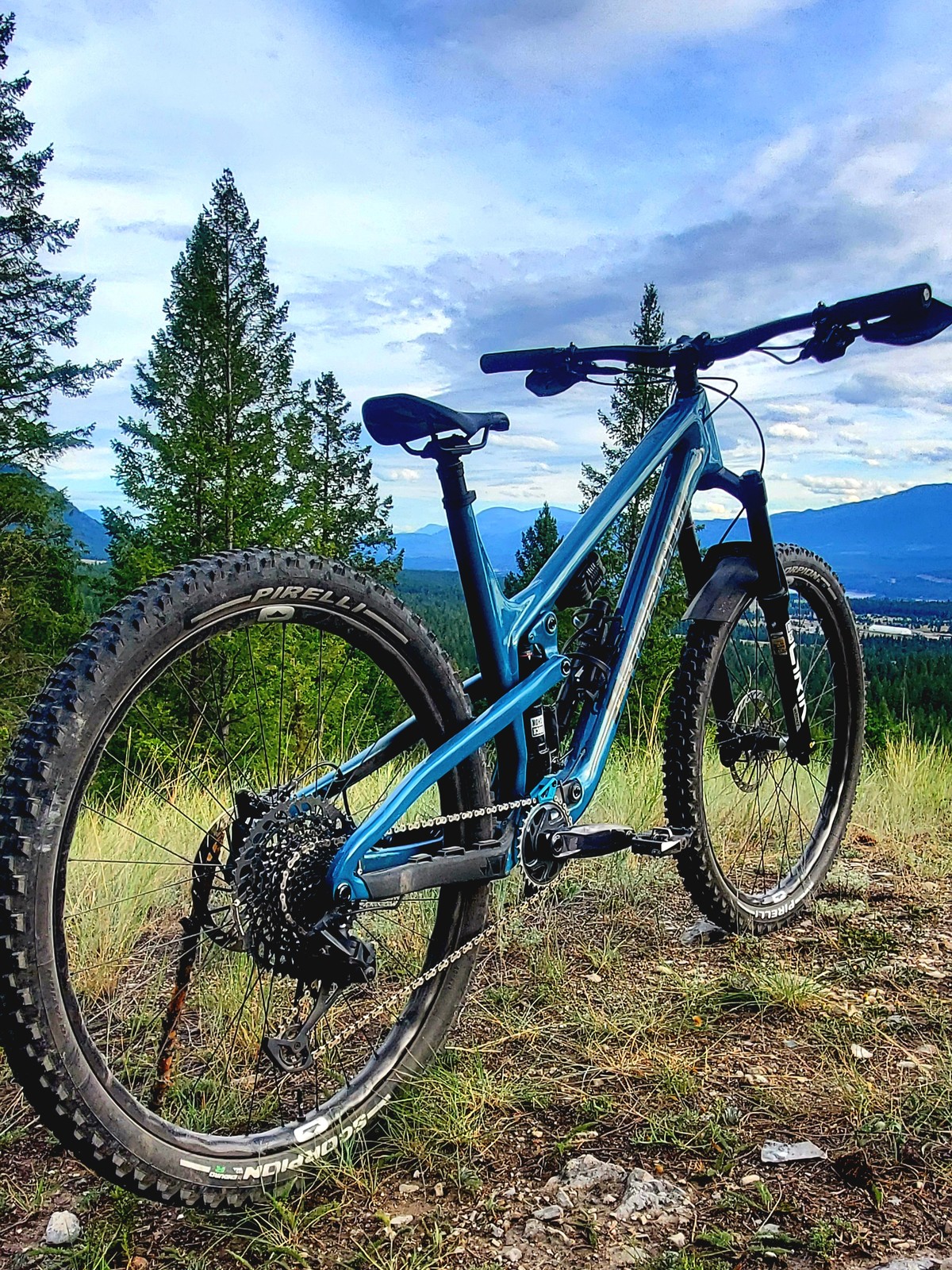 Propain Hugene 2 CF - Thejo's Bike Check - Vital MTB