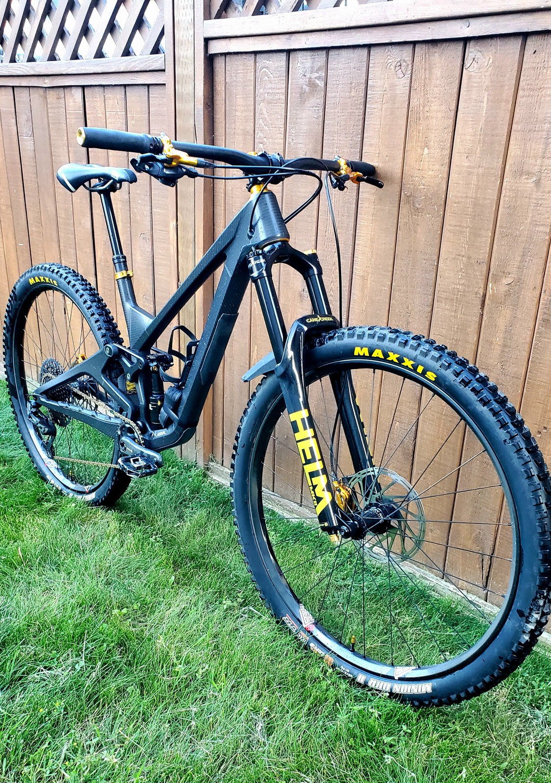 We Are One Arrival - Thejo's Bike Check - Vital MTB