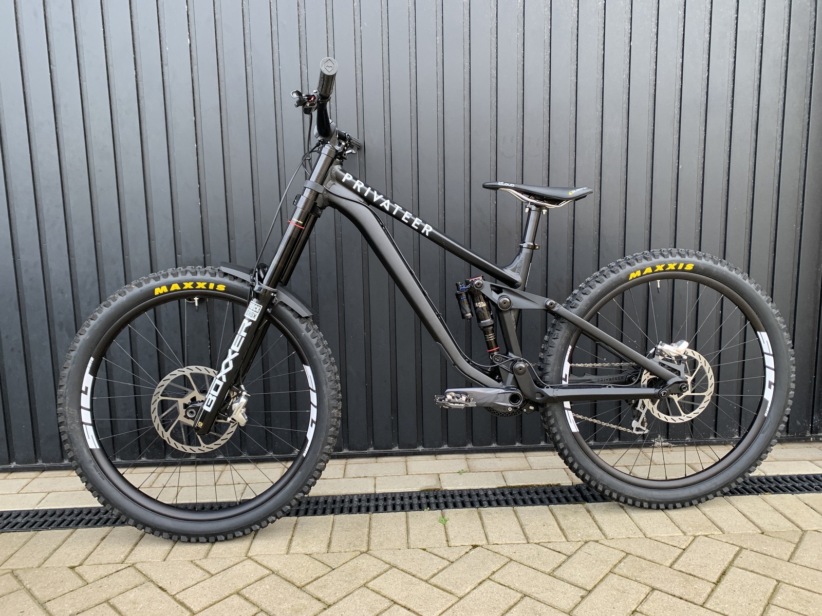 Privateer 161 - IanP161's Bike Check - Vital MTB