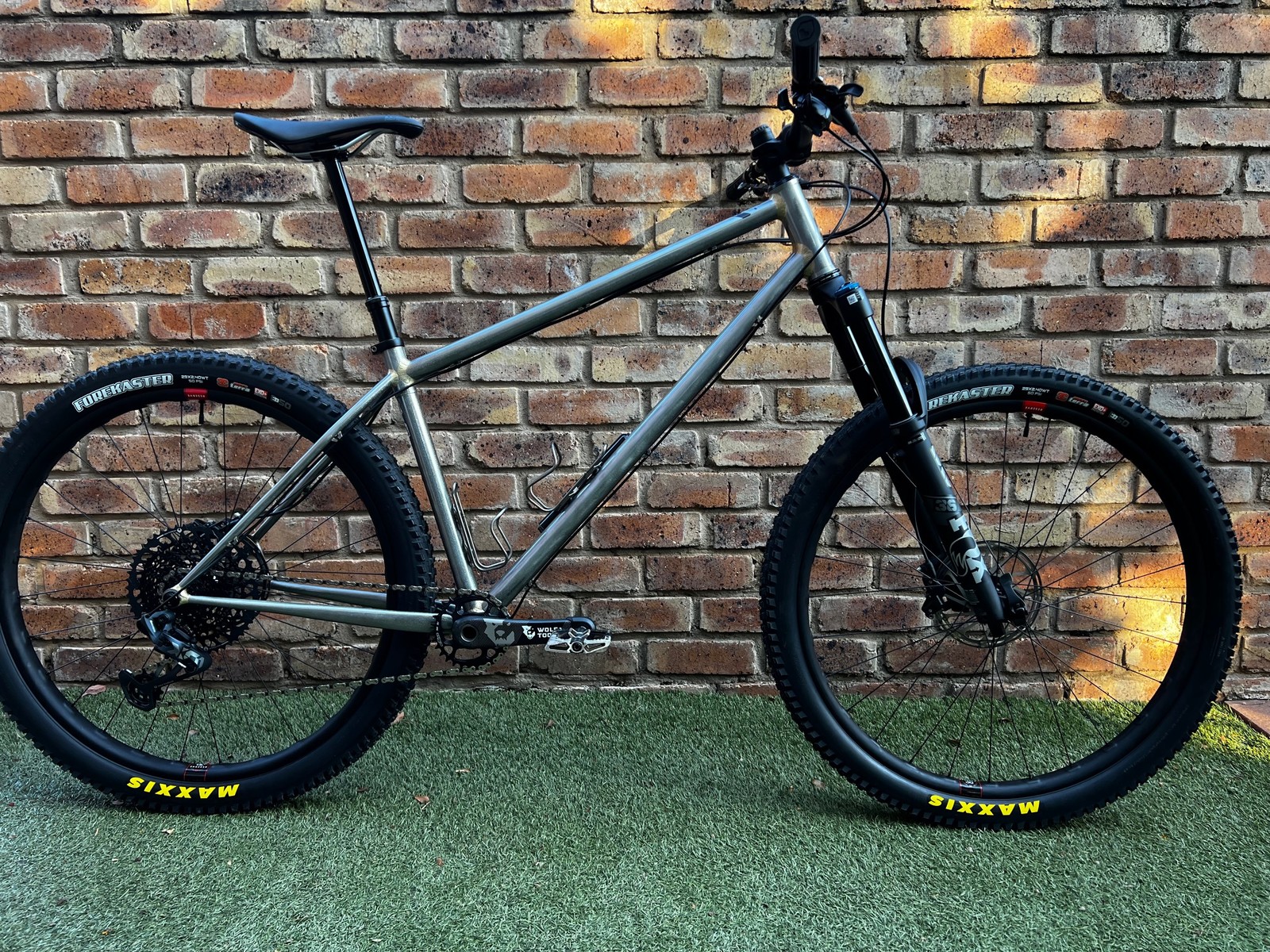 Custom Mercer Trail Hardtail - MTBAverageguy's Bike Check - Vital MTB