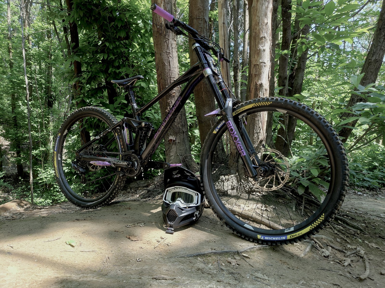 Mondraker Summum ( Godzilla MX ) - _matt_purple_'s Bike Check - Vital MTB