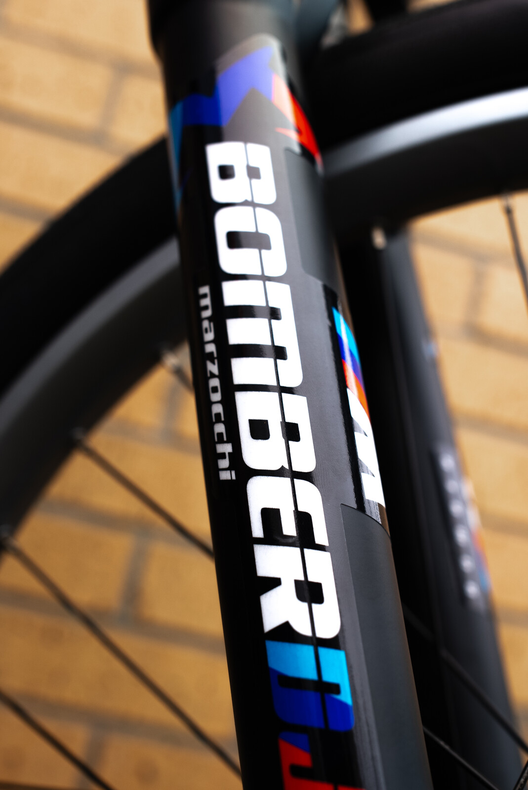 Banshee Amp - Team Beem 24" - Rob RiZen's Bike Check - Vital MTB