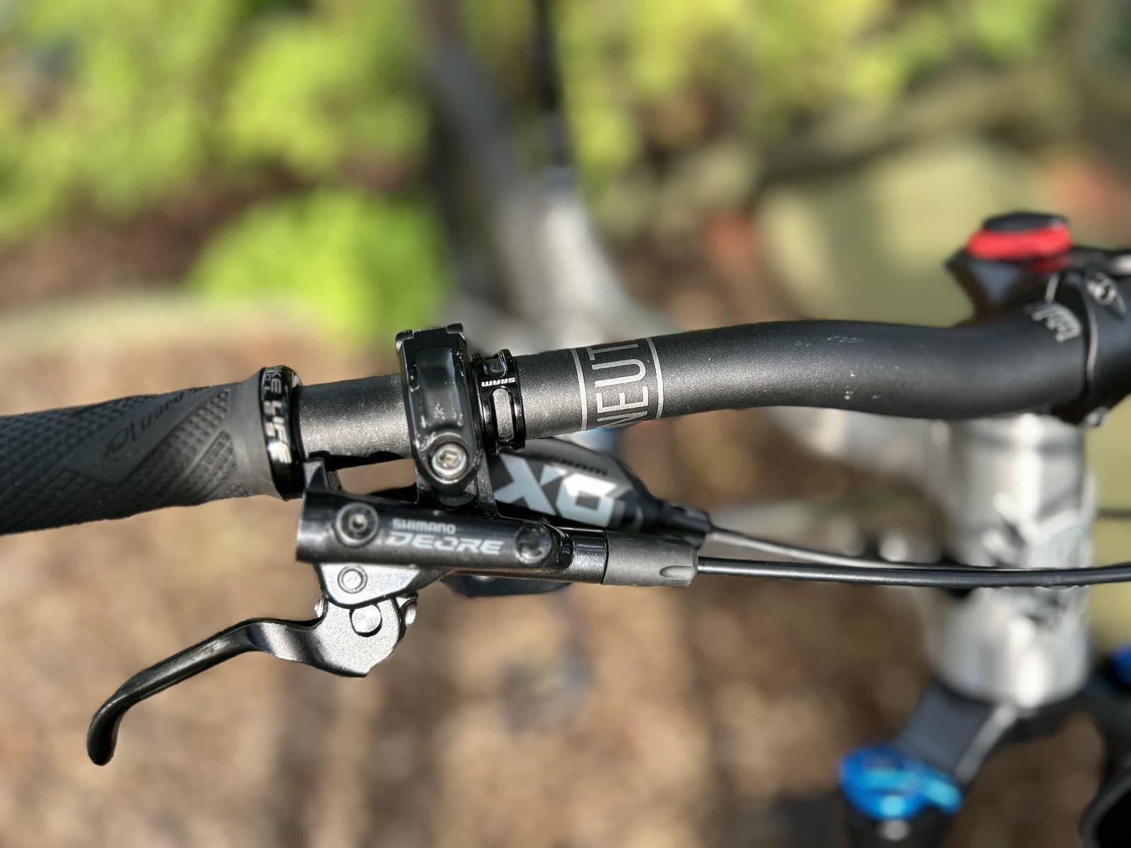 2021 Banshee Phantom V3 - EliKaz🇺🇸's Bike Check - Vital MTB