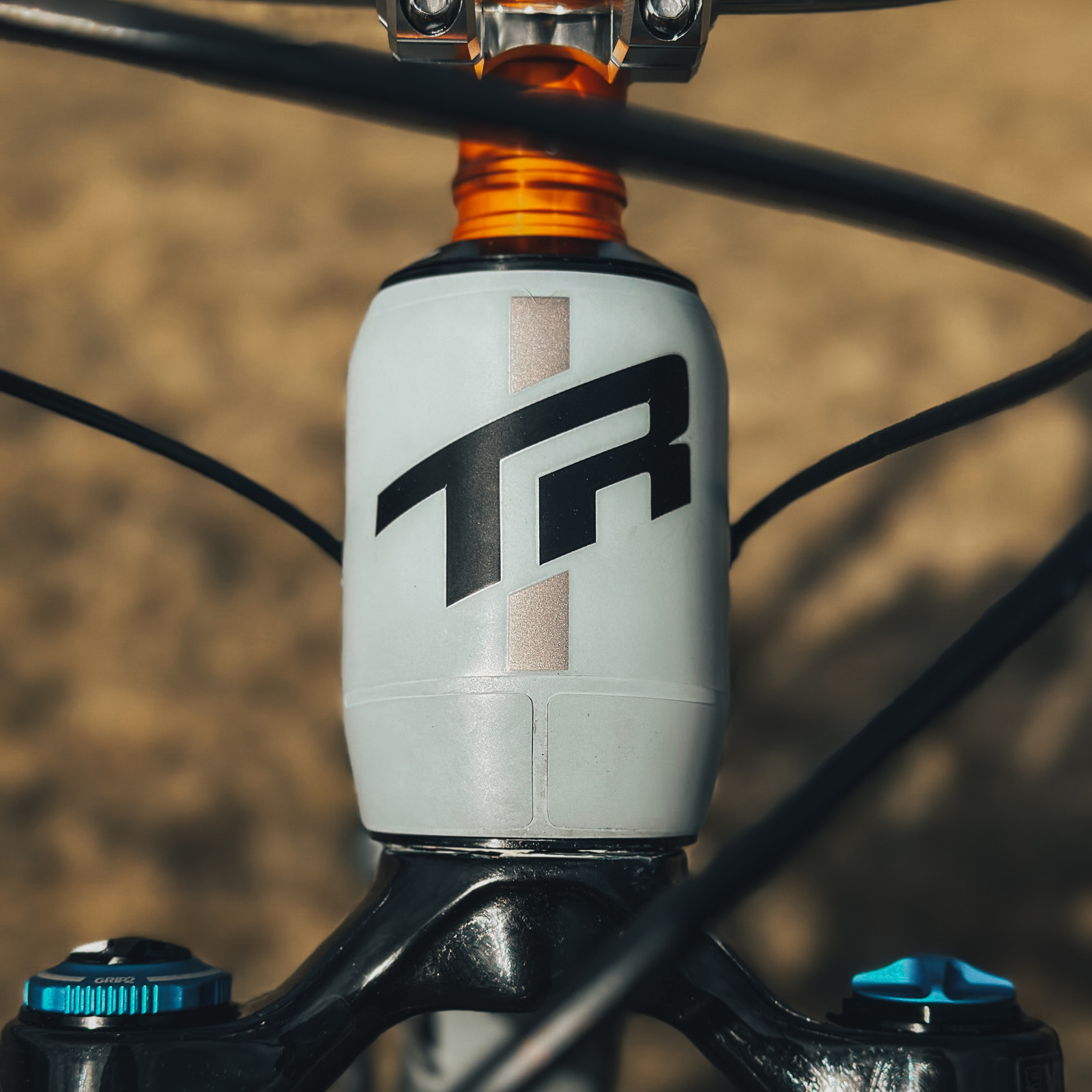 Custom build TRANSITION SPIRE - JasLuna's Bike Check - Vital MTB