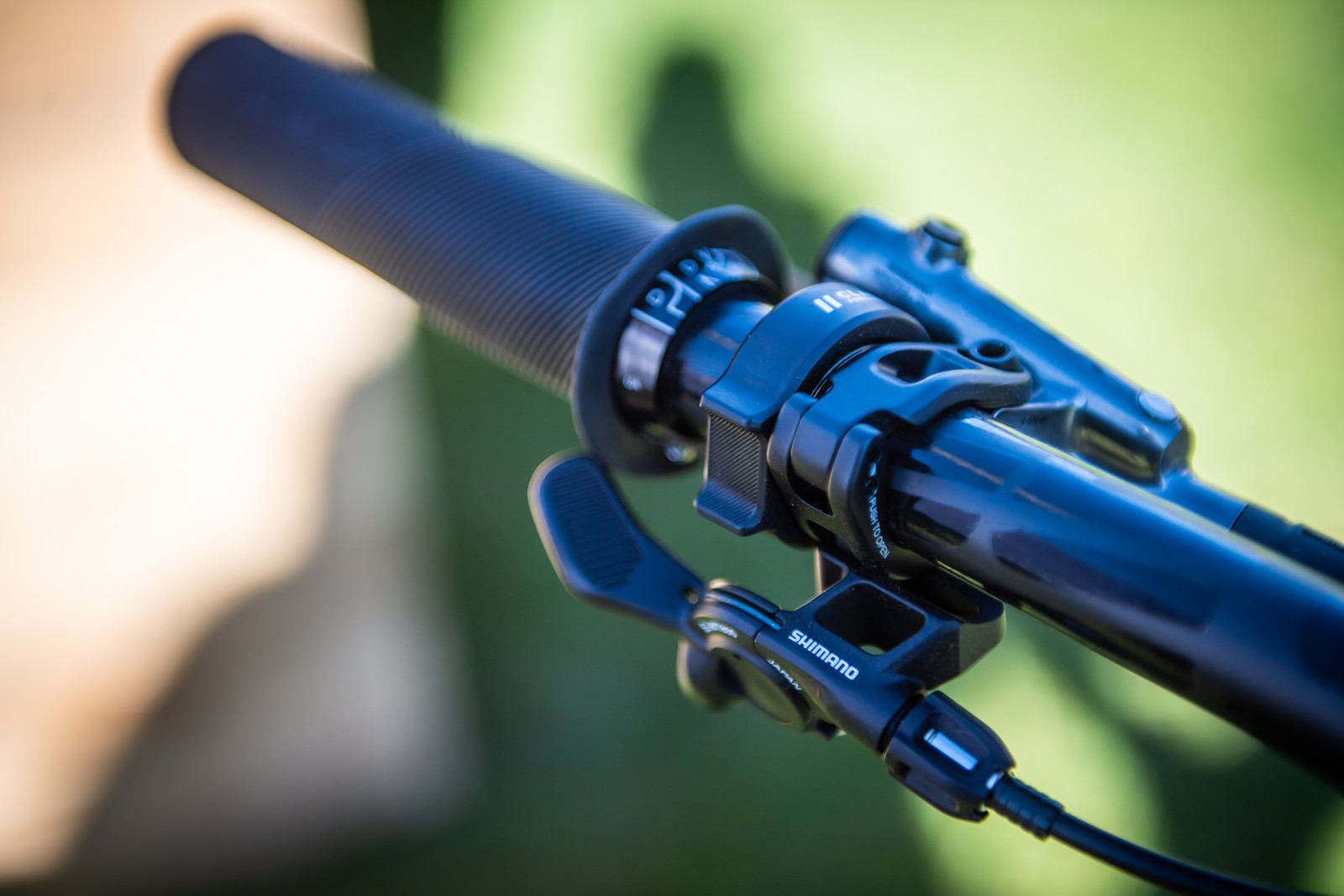 Hunt x Classified Internal Gear Hubs - PIT BITS - Sea Otter 2023 Day 2 ...