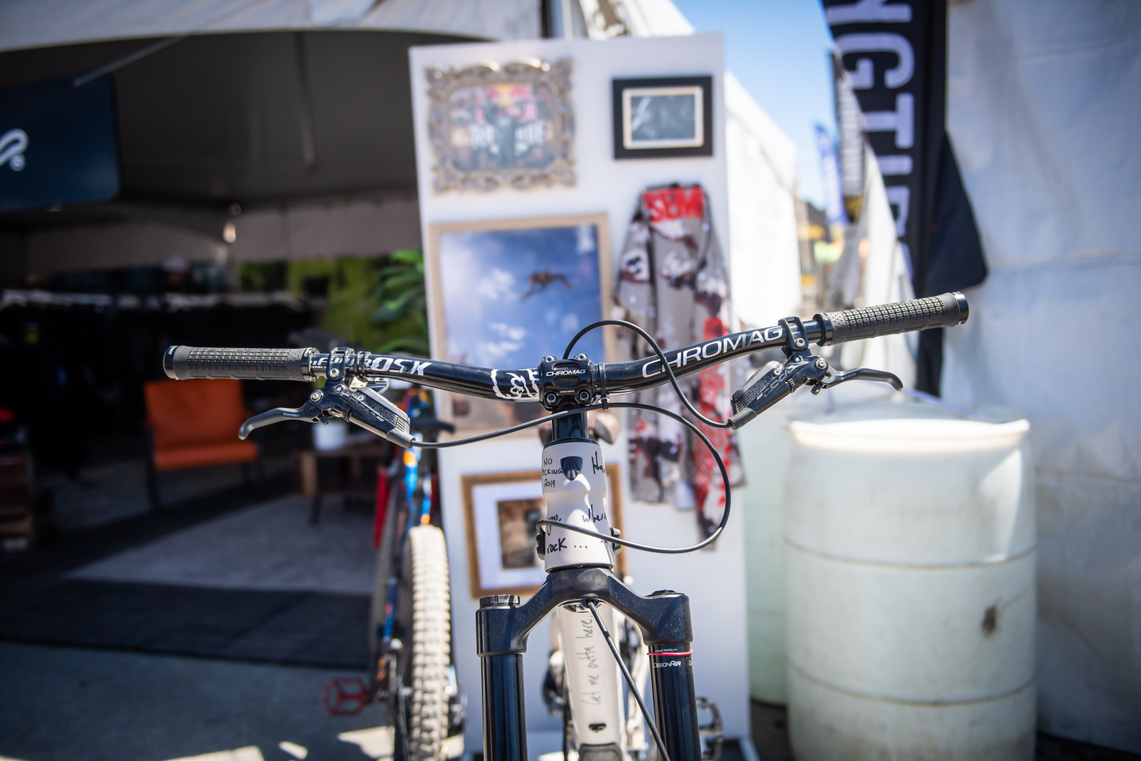 Brandon Semenuk's Rampage Bike at the TLD Booth - PIT BITS - Sea Otter 2023 Day 3 - Mountain ...