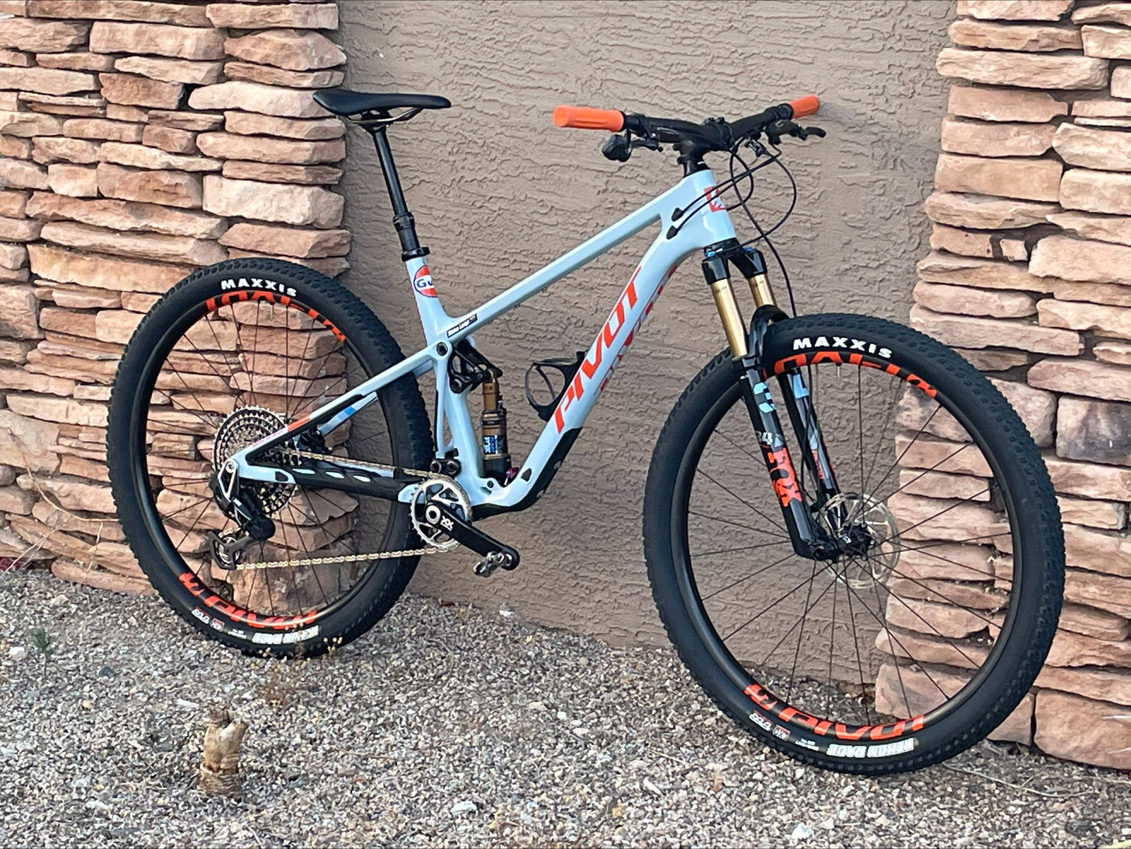 Pivot Mach 4 SL v3 - Vital Bike of the Day May 2023 - Mountain Biking ...