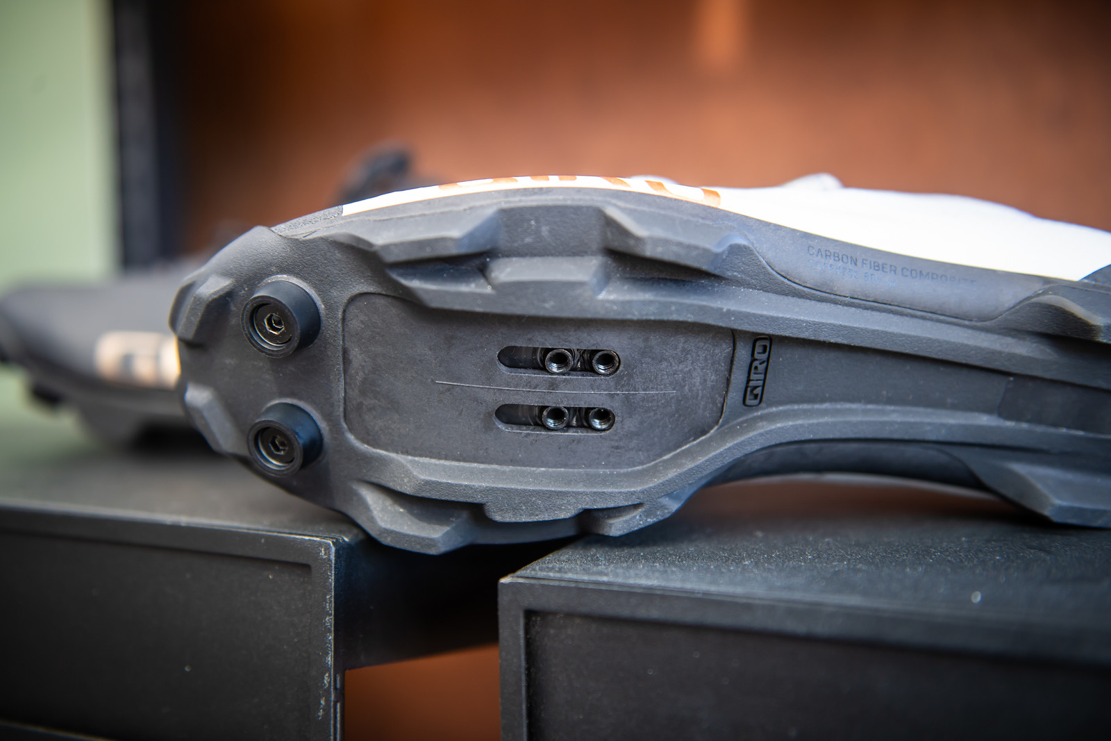 Giro Sensor rubber sole - PIT BITS - Sea Otter 2024 Day 3 - Mountain ...