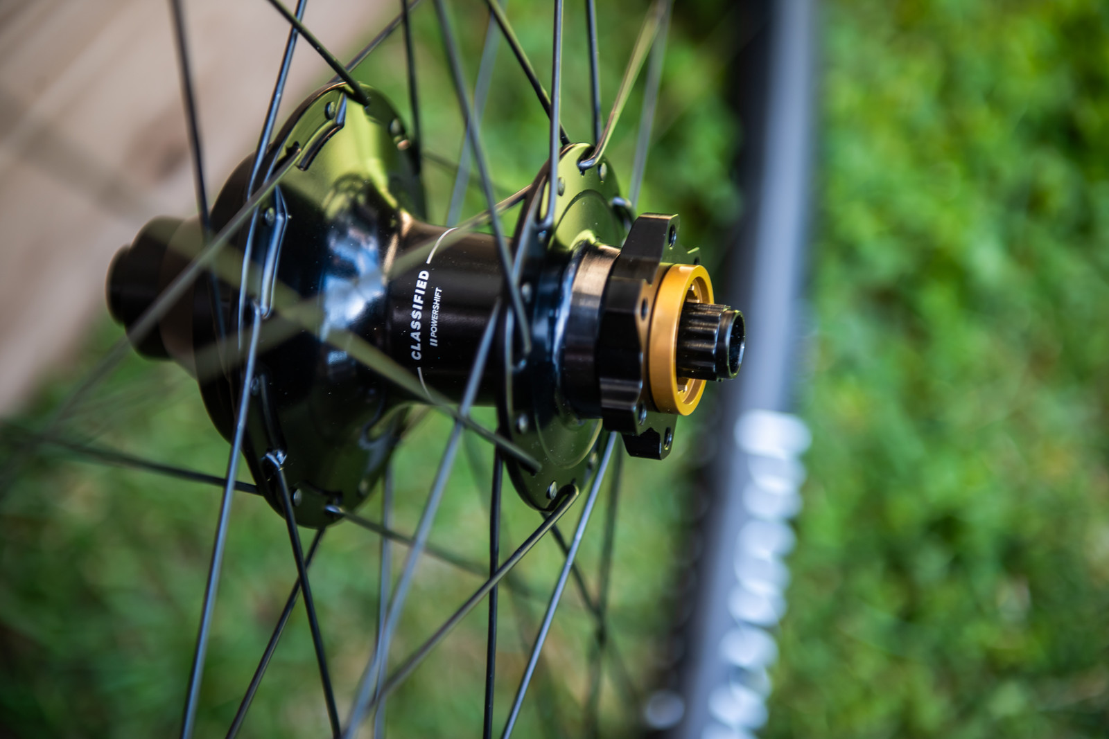 Hunt x Classified Enduro Hub - PIT BITS - Sea Otter 2024 Day 2 ...