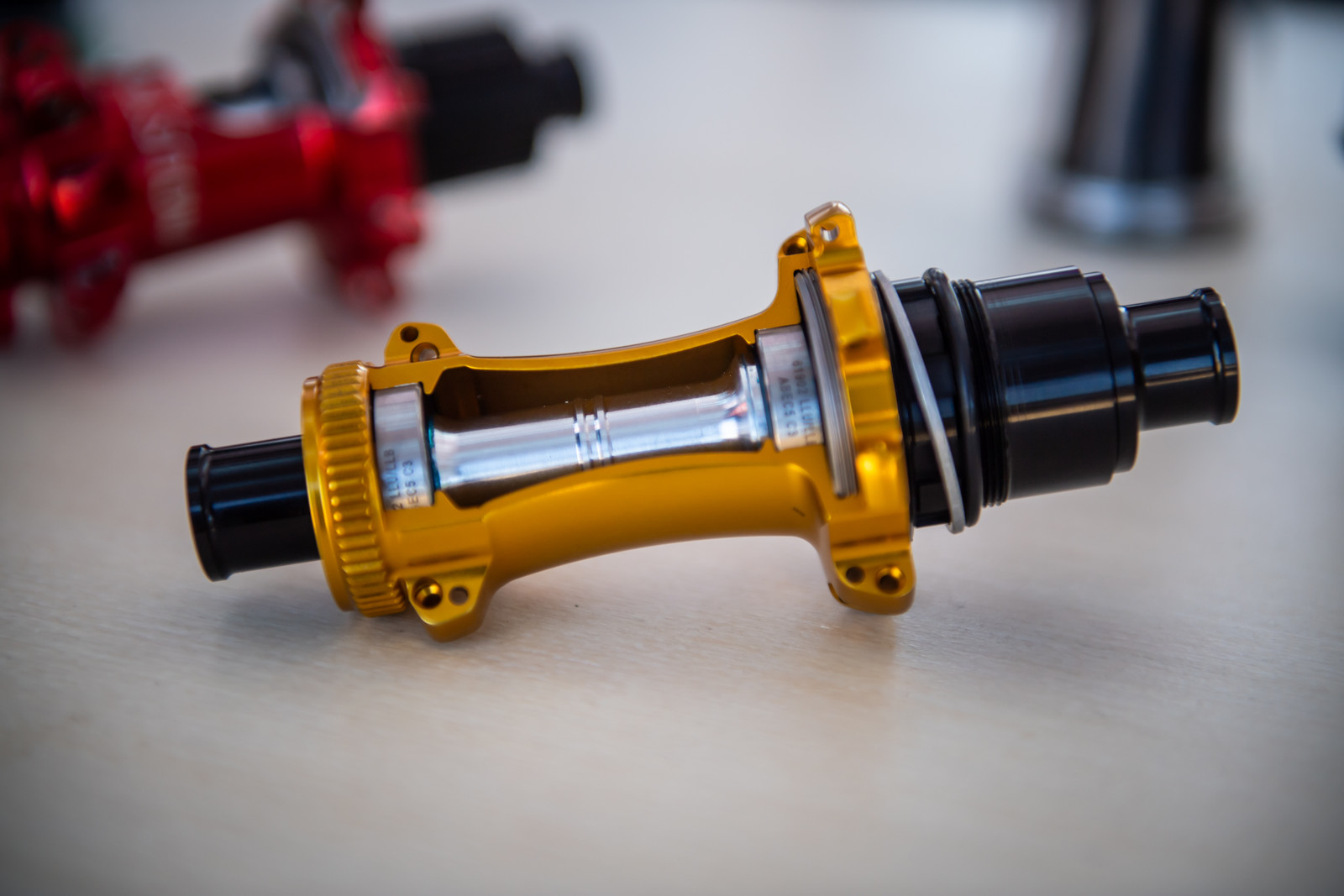 Industry Nine Solix hub - PIT BITS - Sea Otter 2024 Day 3 - Mountain ...