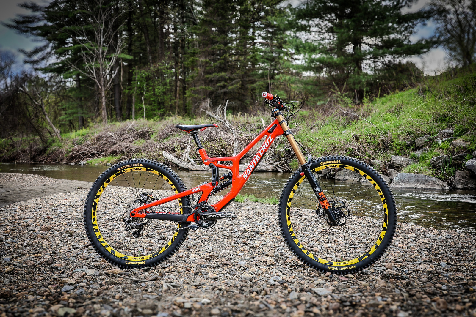 Santa Cruz V10 CC - Vital Bike of the Day May 2024 - Mountain Biking ...